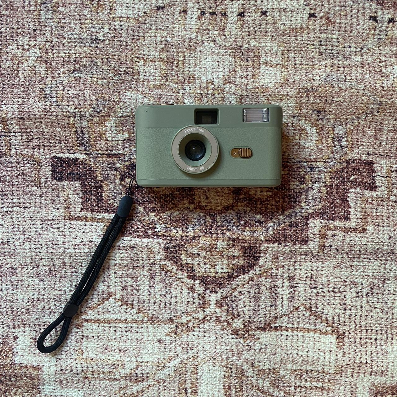 target heyday film 35mm camera never used, has been... - Depop