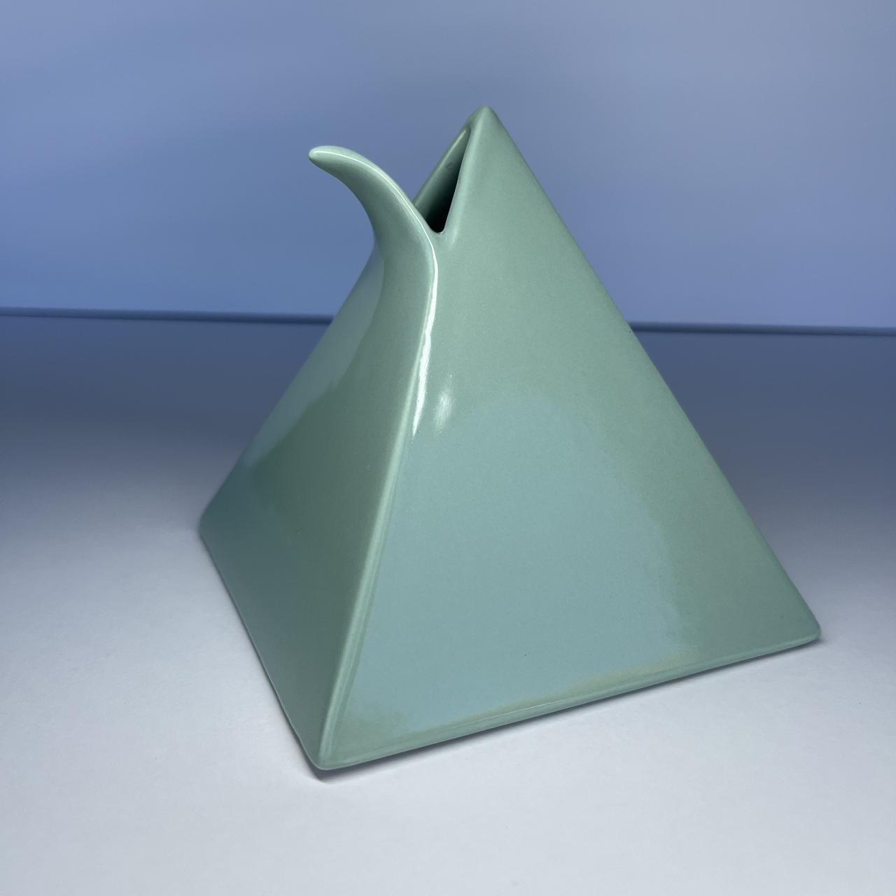 Vintage 1980s Mikasa Pyramid Bud Vases by Helena... - Depop