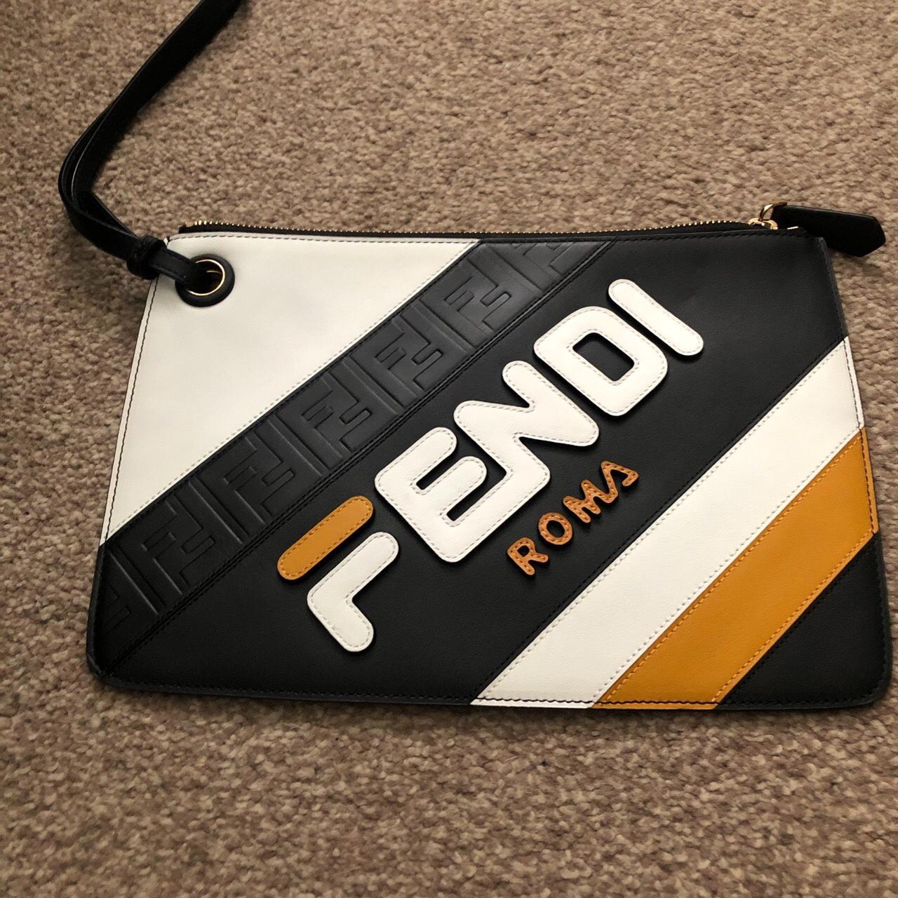 Fendi roma cluch bag with zip great condition - Depop