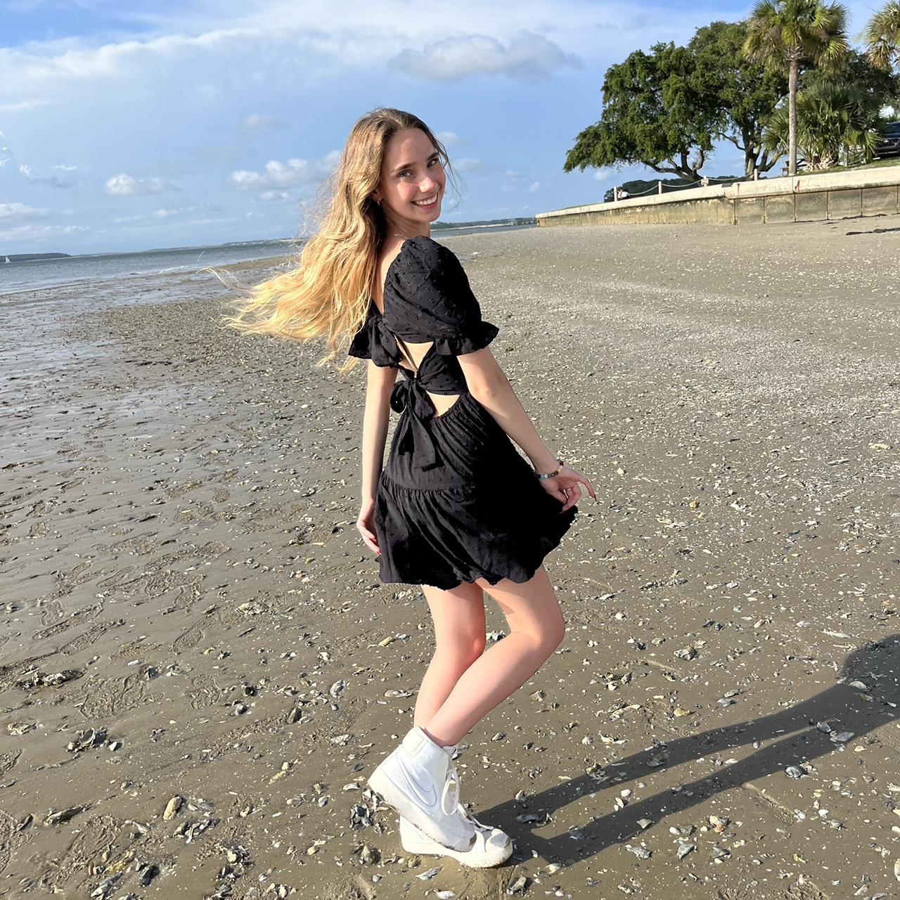 meet the seller!!!! hi! im sophie, i LOVE all things... - Depop