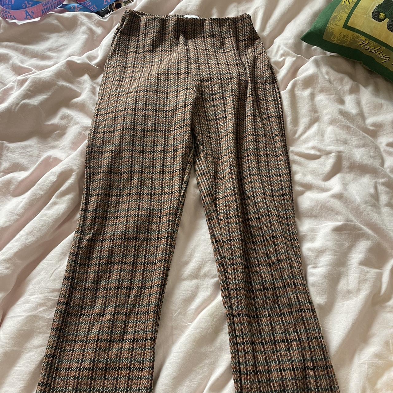 Urban Outfitters plaid flare pants!! xs i’m 5’4 and... - Depop