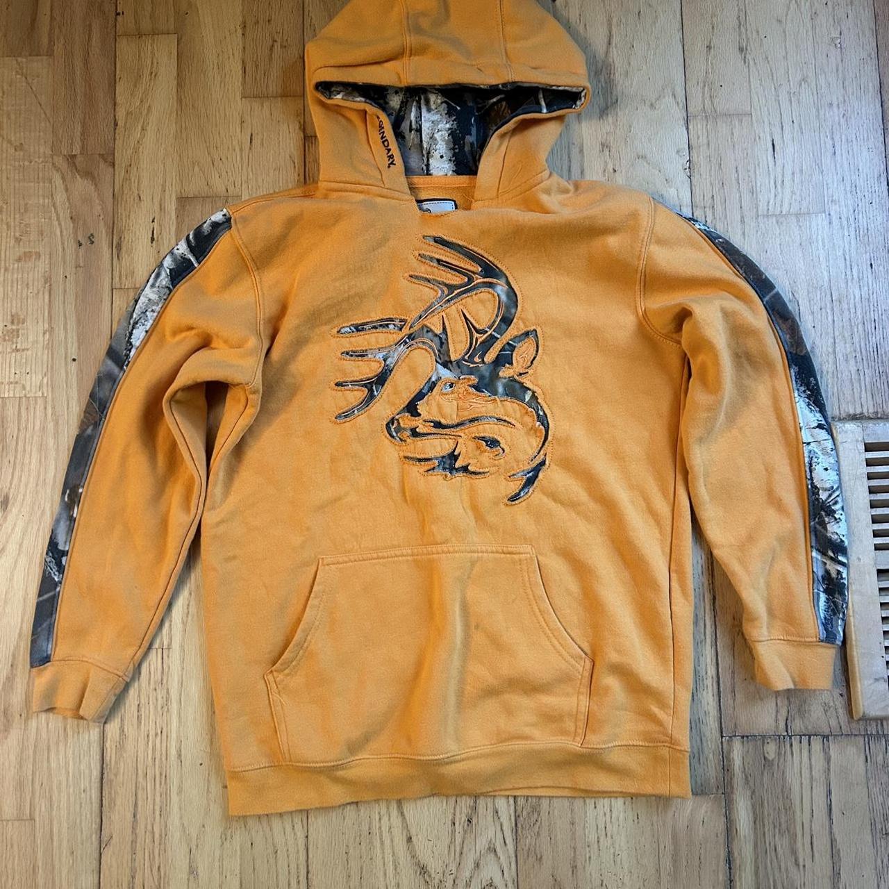 REALTREE HOODIE/SWEATSHIRT fits like M - Depop