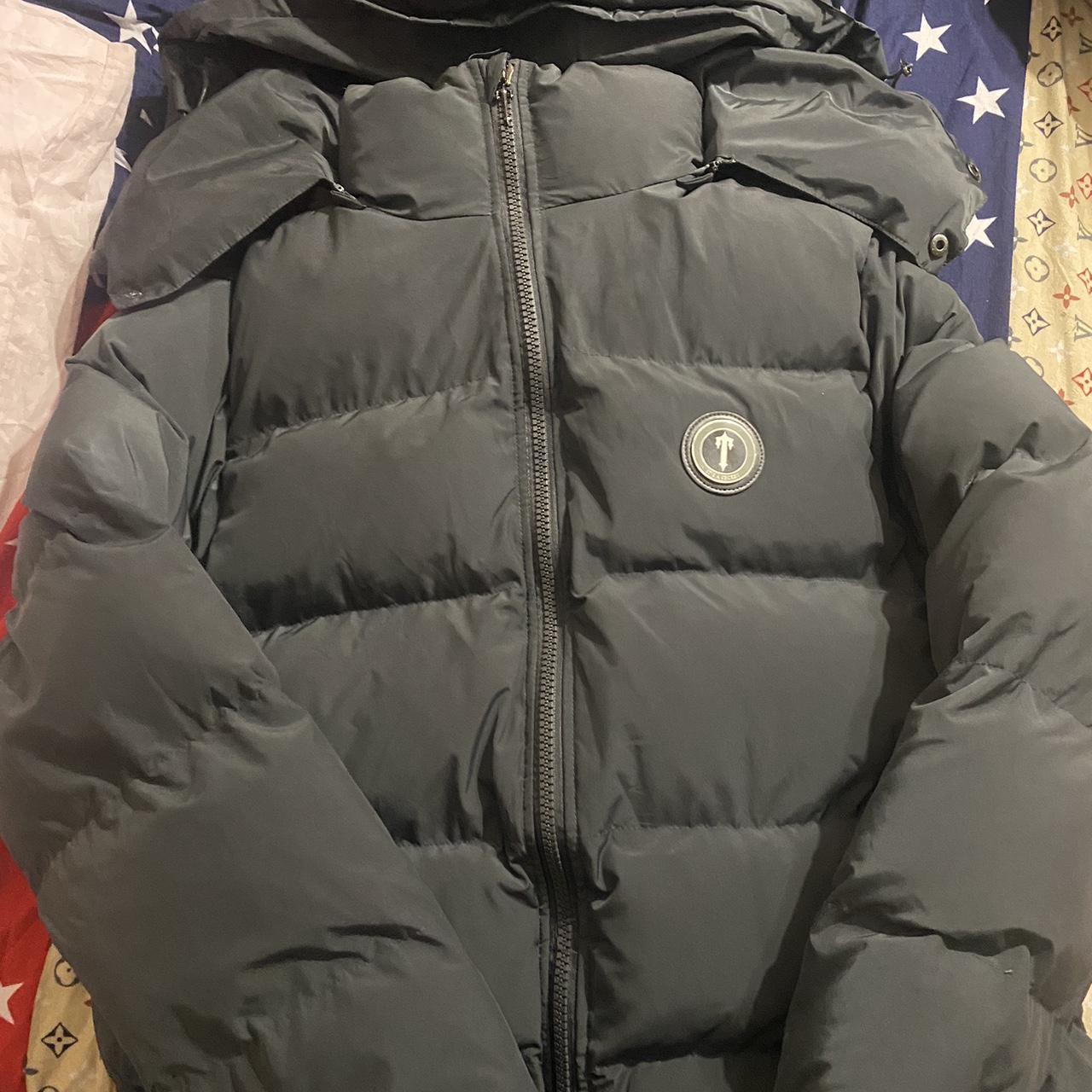 Trapstar irongate puffer grey size Large - Depop