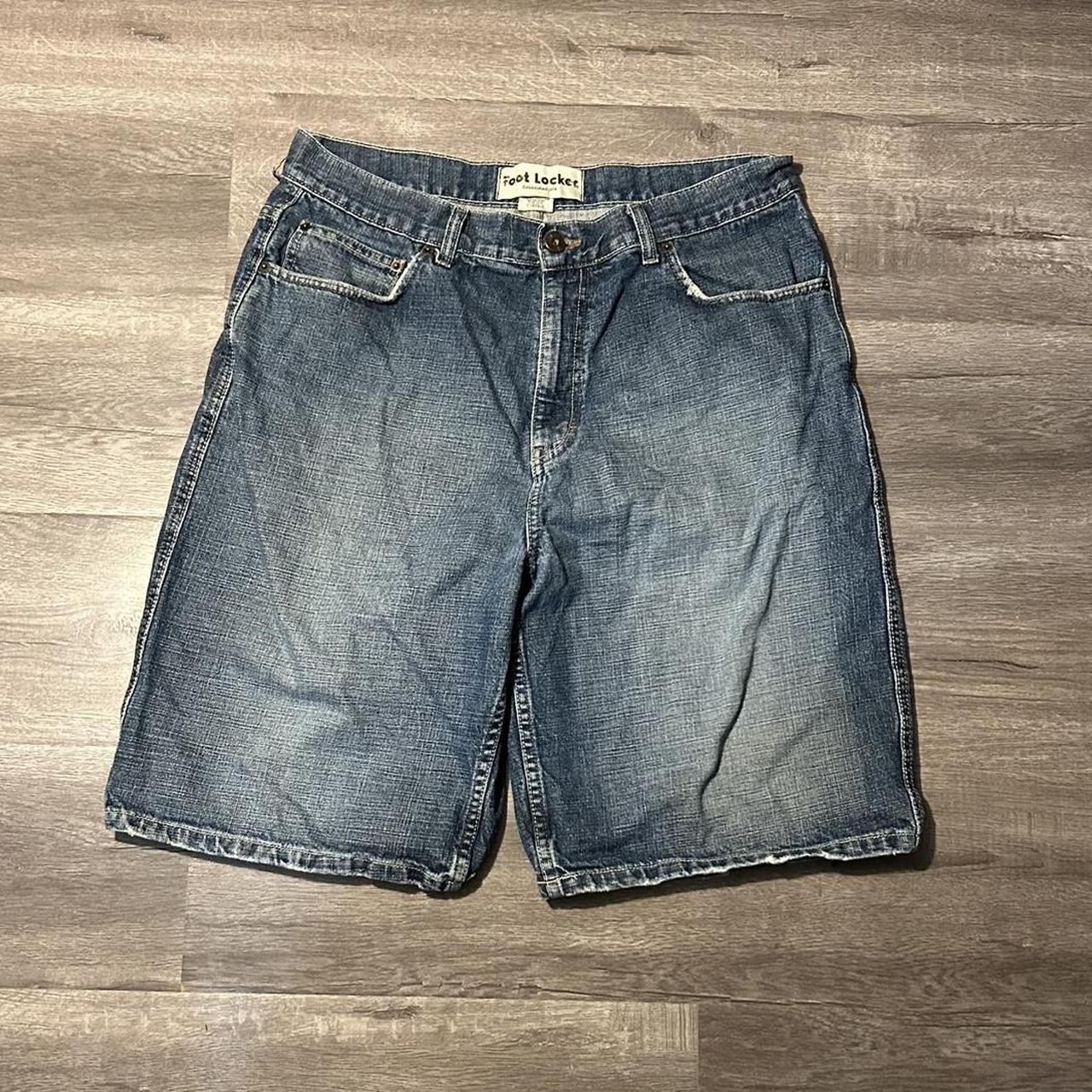 foot locker jorts size 36 I buy frm yard sales soo... | Depop