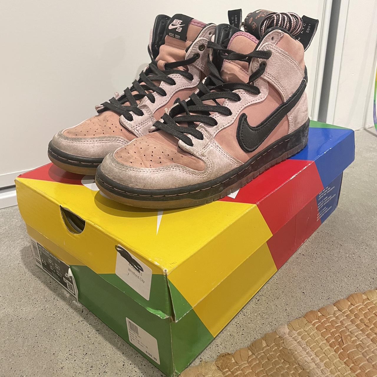 KCDC Nike Sb Dunks These have no holes or rips or... - Depop