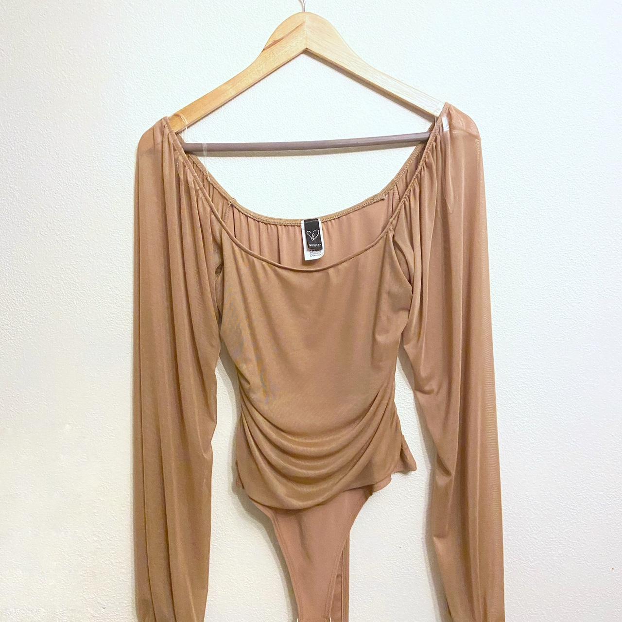 Medium Windsor tan body suit never worn - Depop