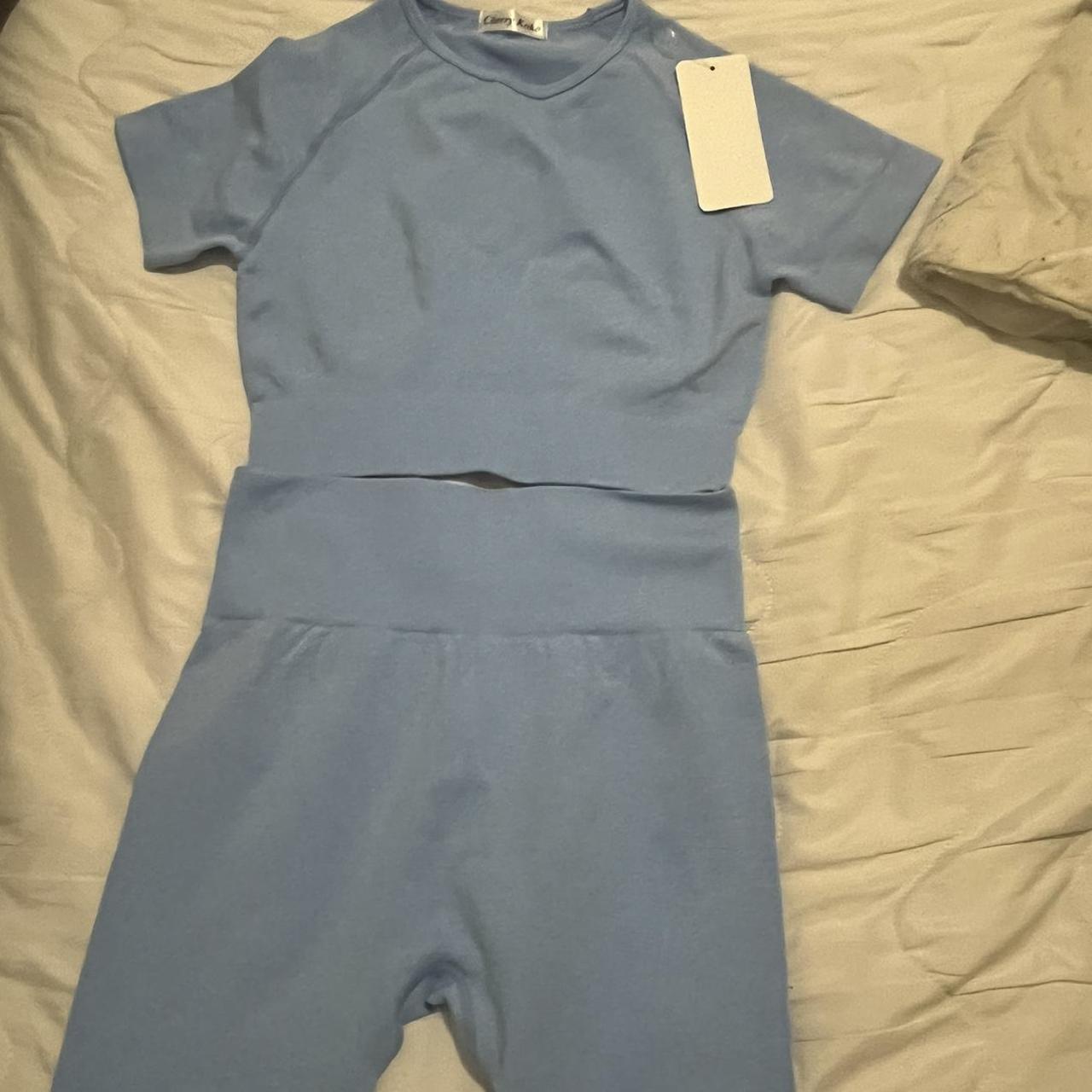 BABY BLUE GYM SET NICE FIT HOLDS U IN THICK MATERIAL... - Depop