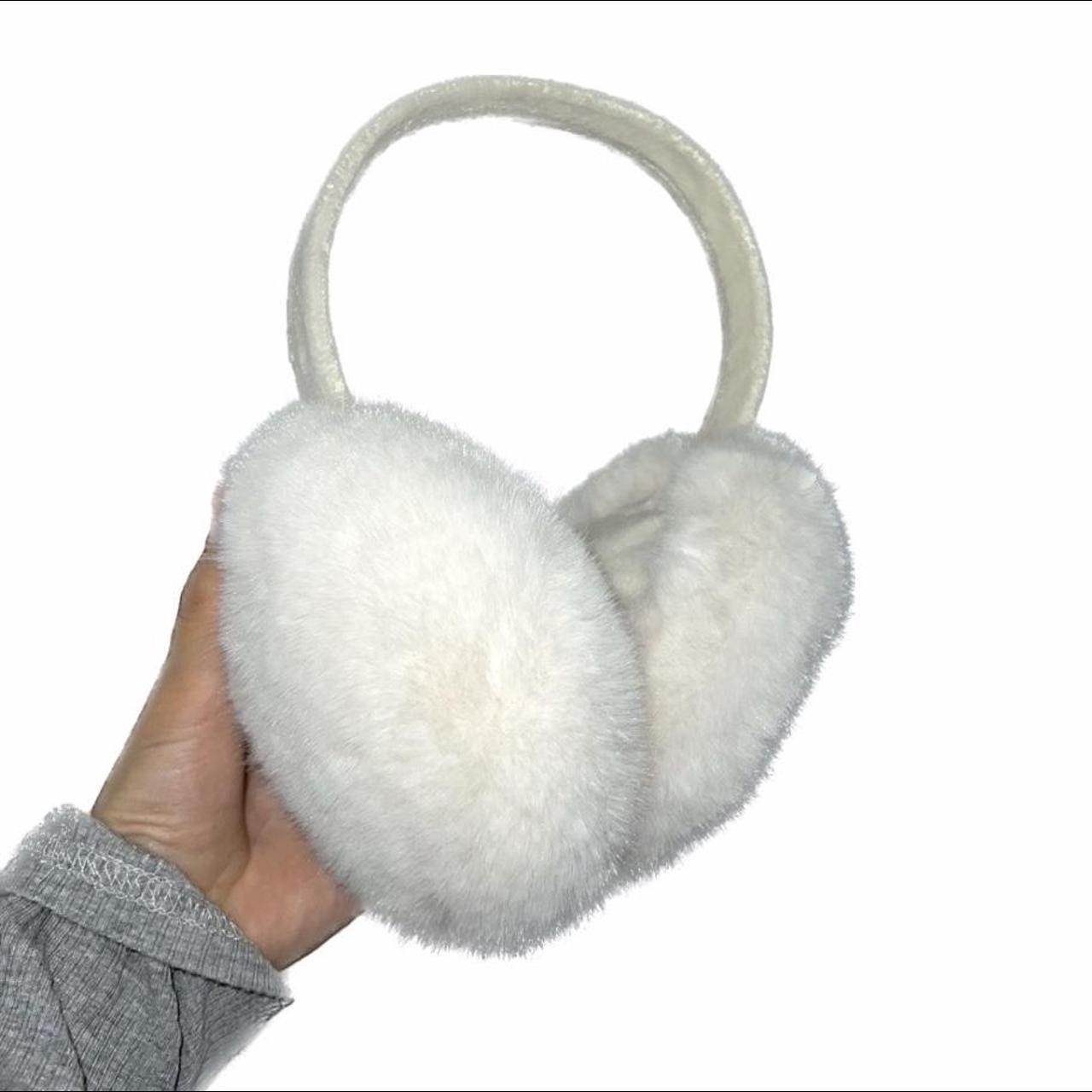 Snow white ear muffs - Depop