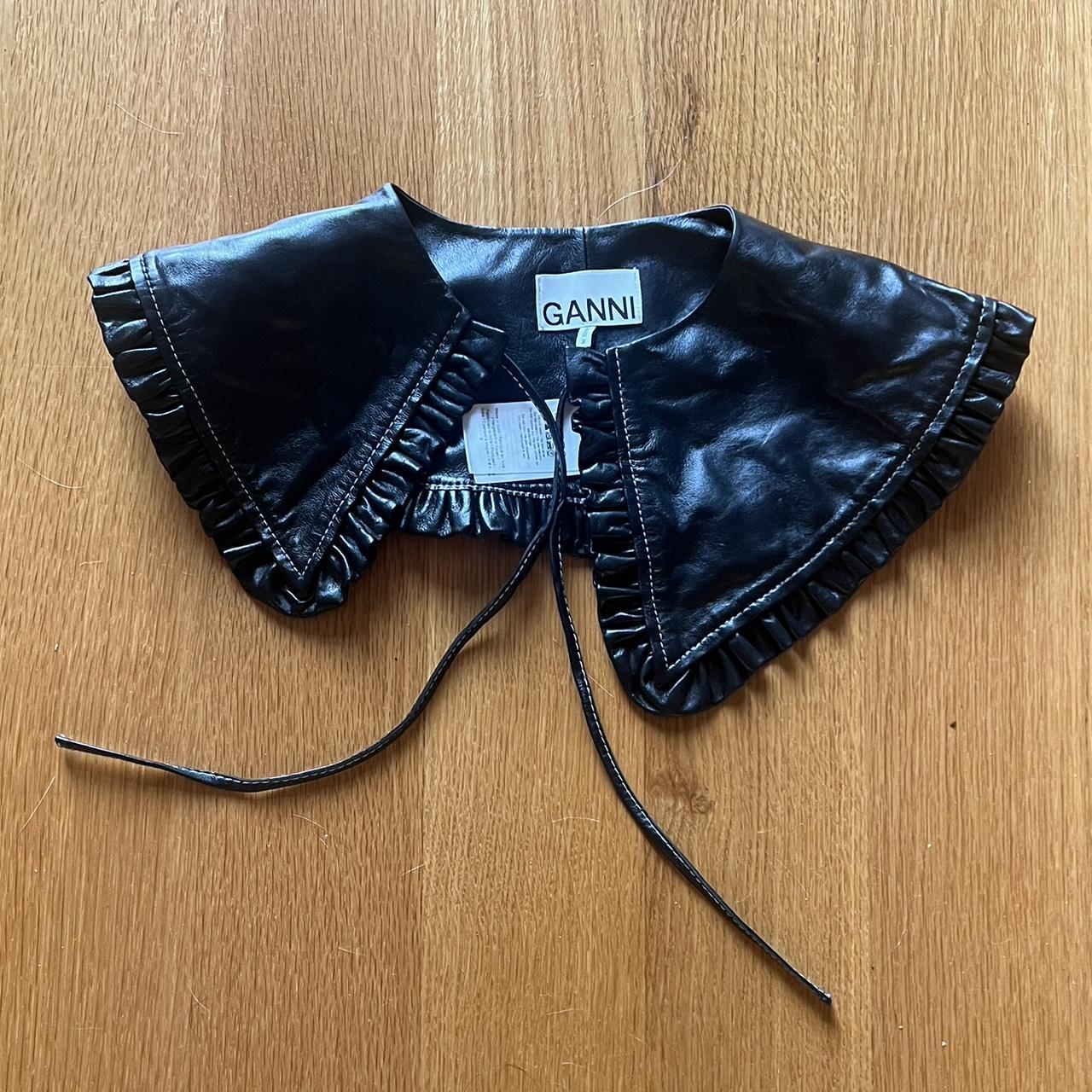 Ganni leather detachable collar ! Super cute and... - Depop