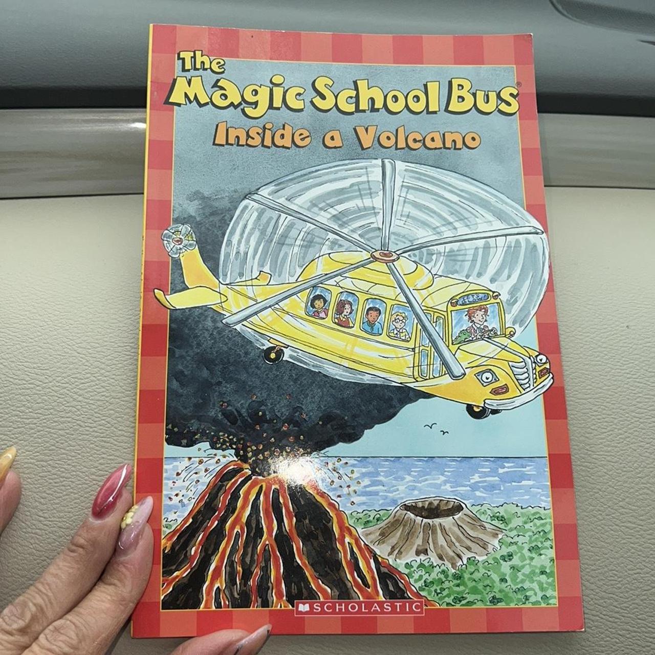 The Magic School Bus: Inside a Volcano (The Magic... - Depop