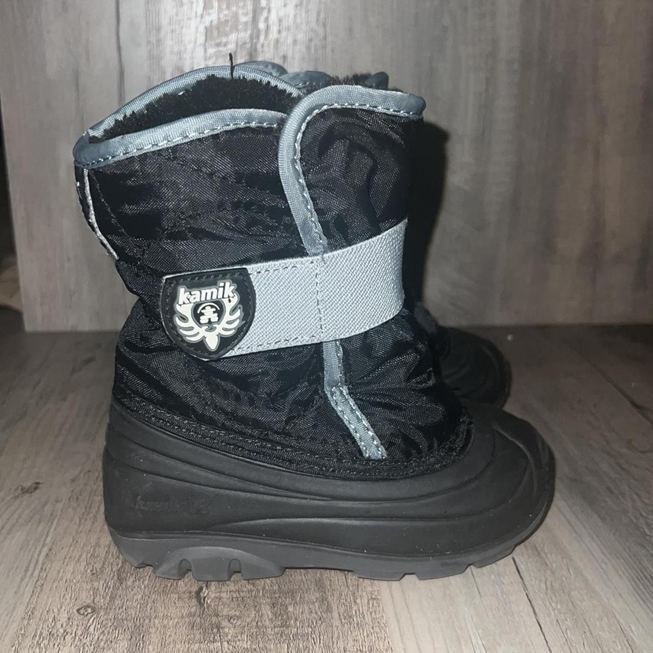 Kamik Unisex-Child Snowbug 5 Snow Shoe size 7 - Depop