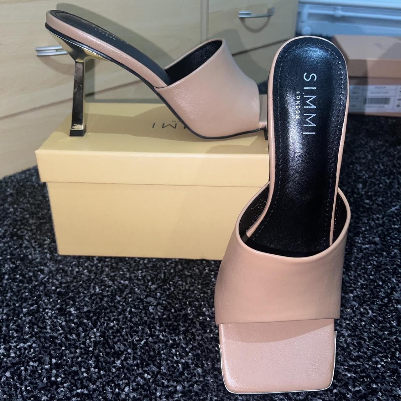 Simmi Women's Mules | Depop