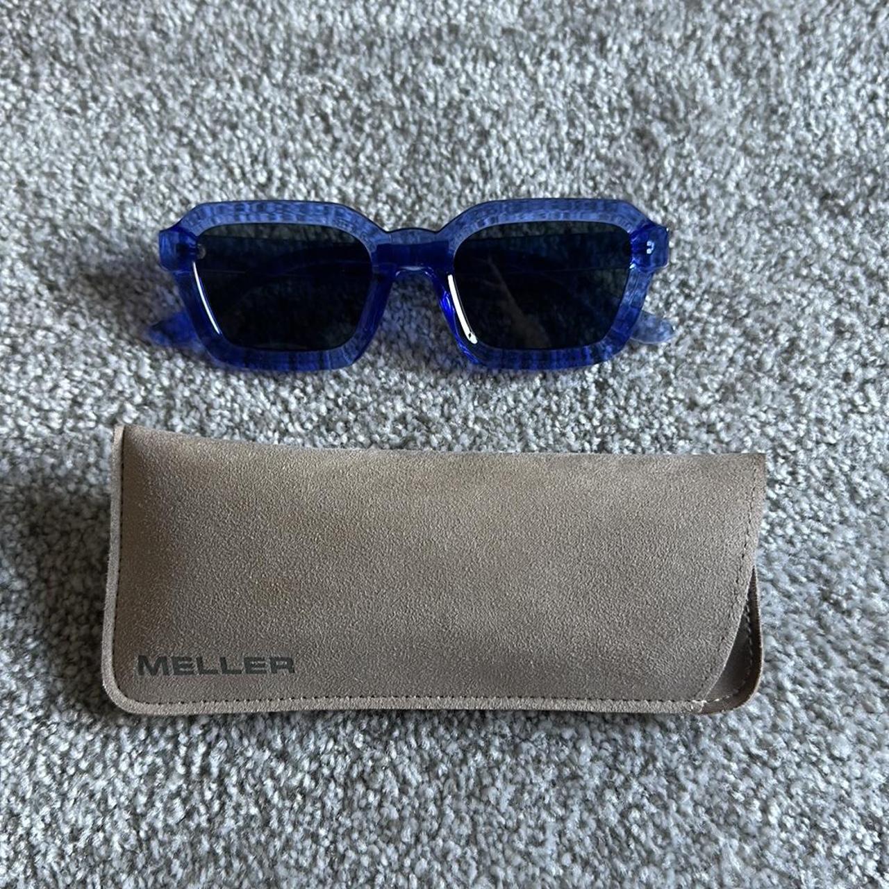 Meller sunglasses Nayah Lapis Carbon - Depop