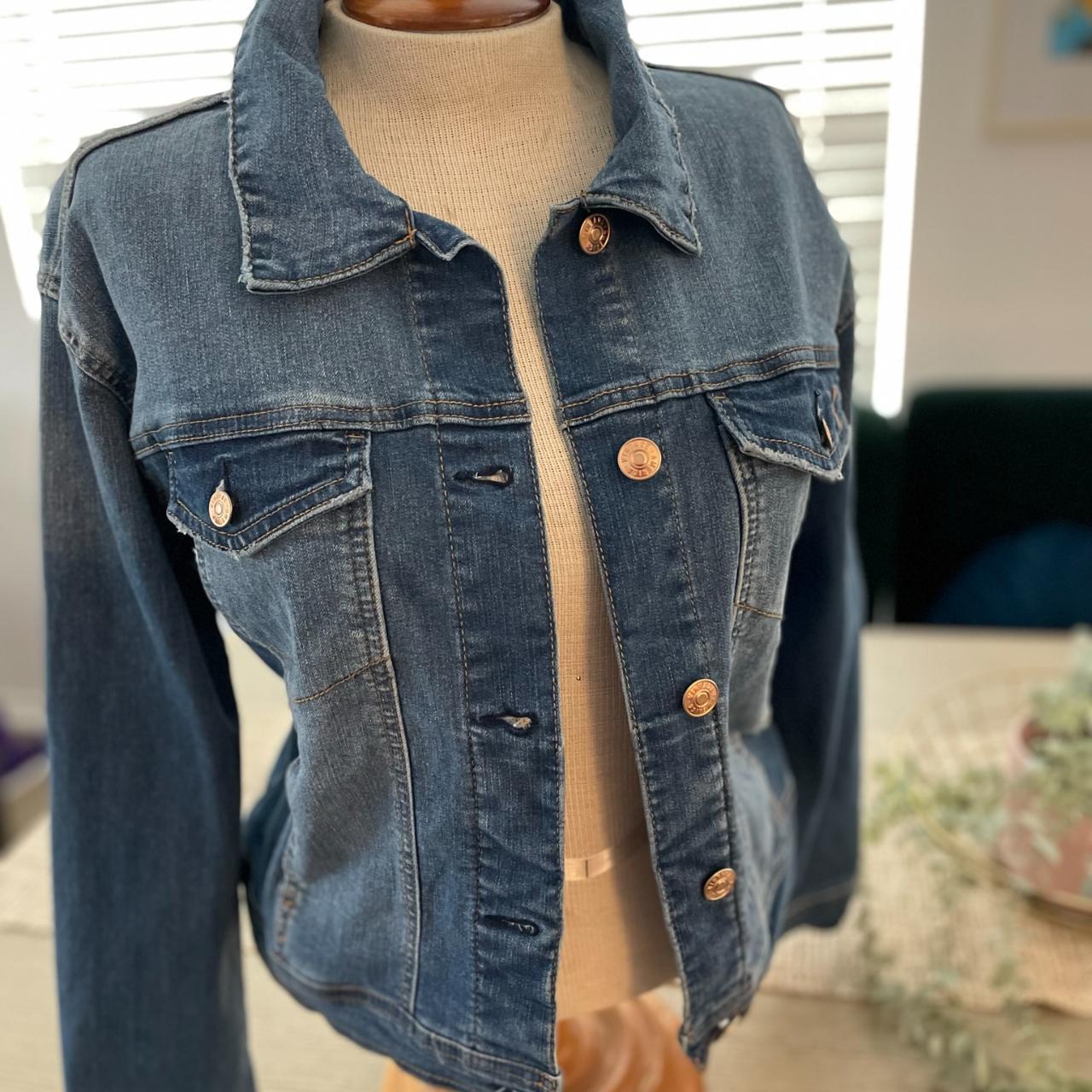 Women's jean jacket - Vintage America Size... - Depop