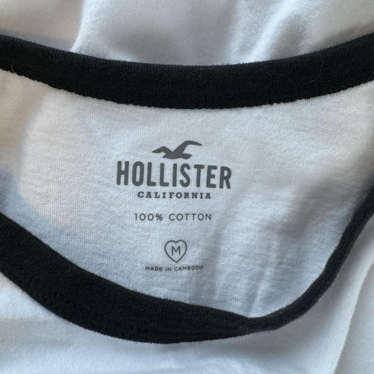 Hollister crop top box tee Size medium - Depop