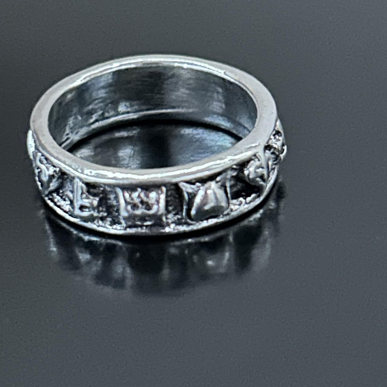 grunge y2k silver ring Super cool and rare. silver... - Depop