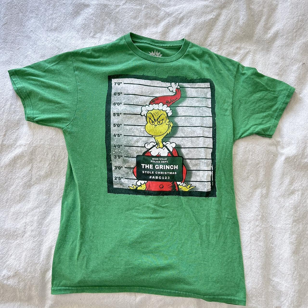 Grinch T-shirt Never worn Quality 10/10 - Depop