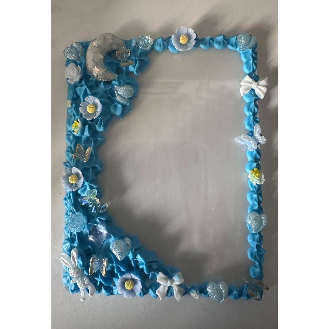 Blue and yellow deco toploader Instant buy is on... - Depop