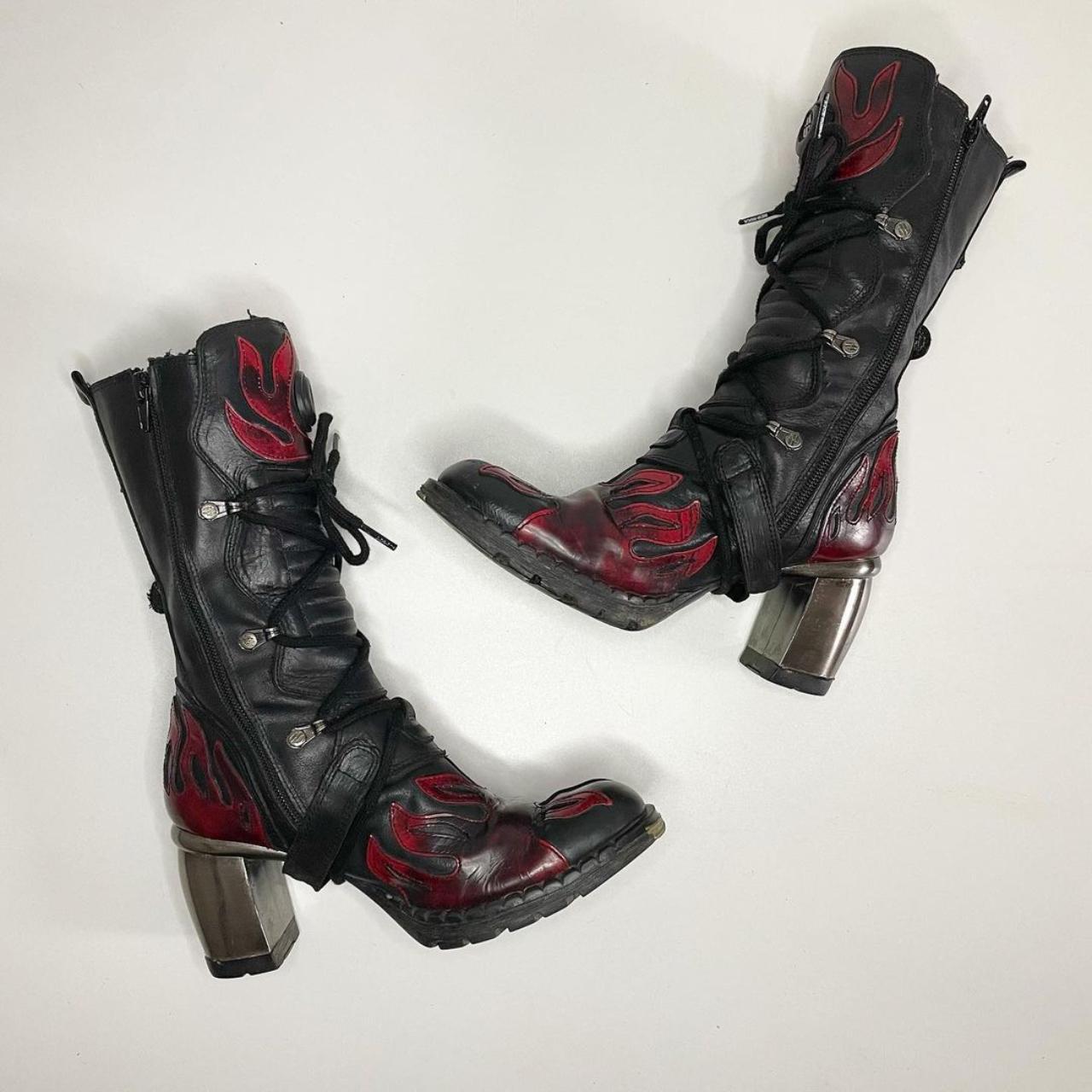 New Rock Women's Black and Red Boots | Depop