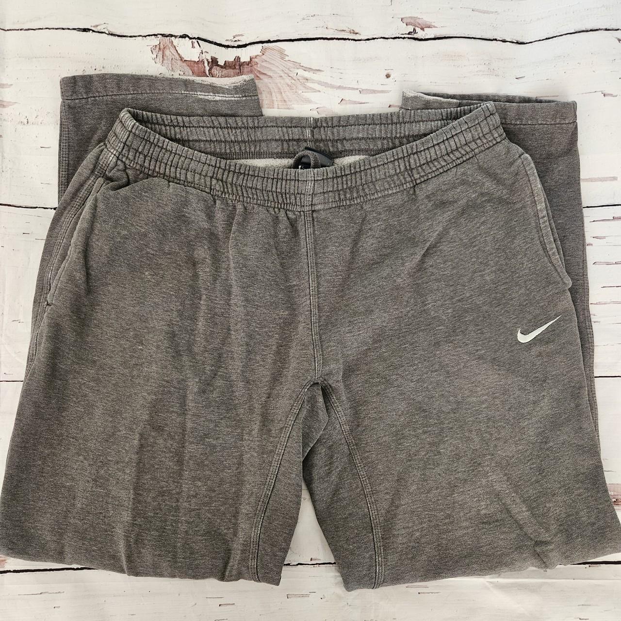 Nike Men's Athletic Grey Casual Sweat Pants Size Large - Depop