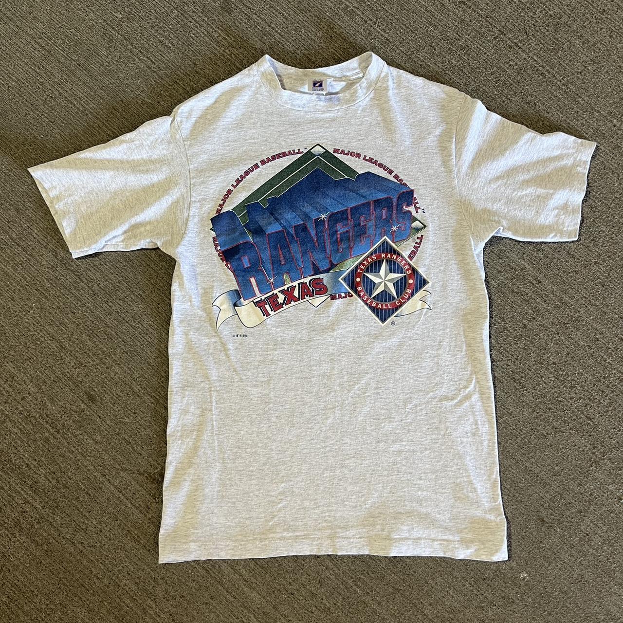 90s Texas Rangers Tee!⚾️ Size: Large Brand: Logo... - Depop