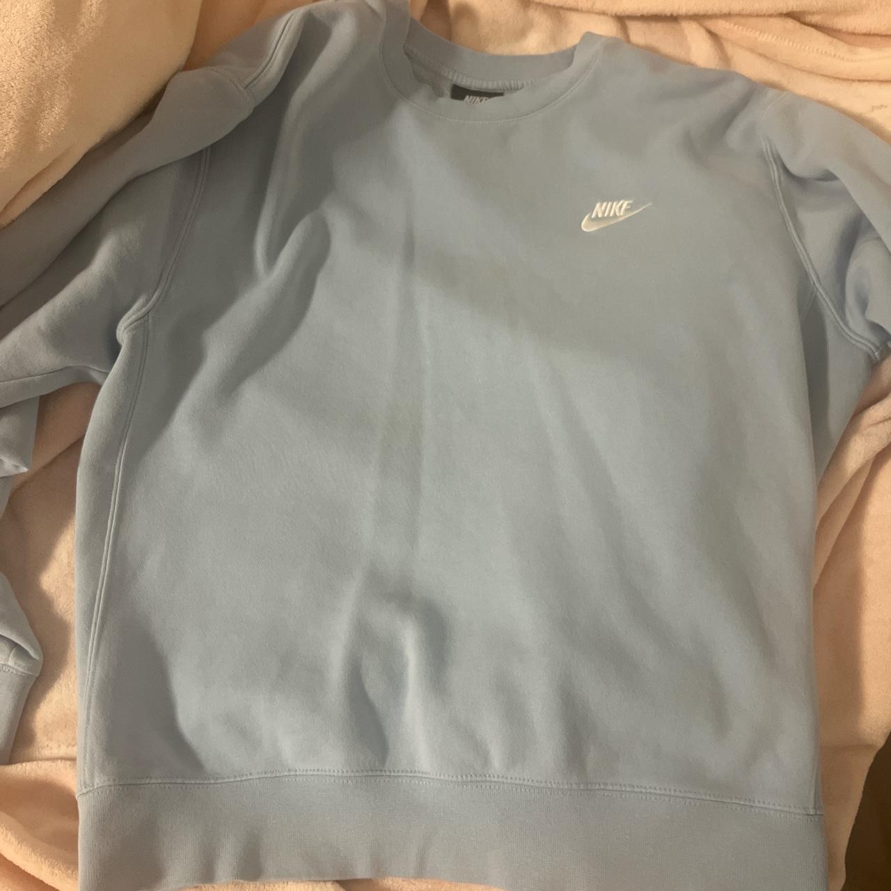 baby blue nike crewneck / sweatshirt size small in... - Depop