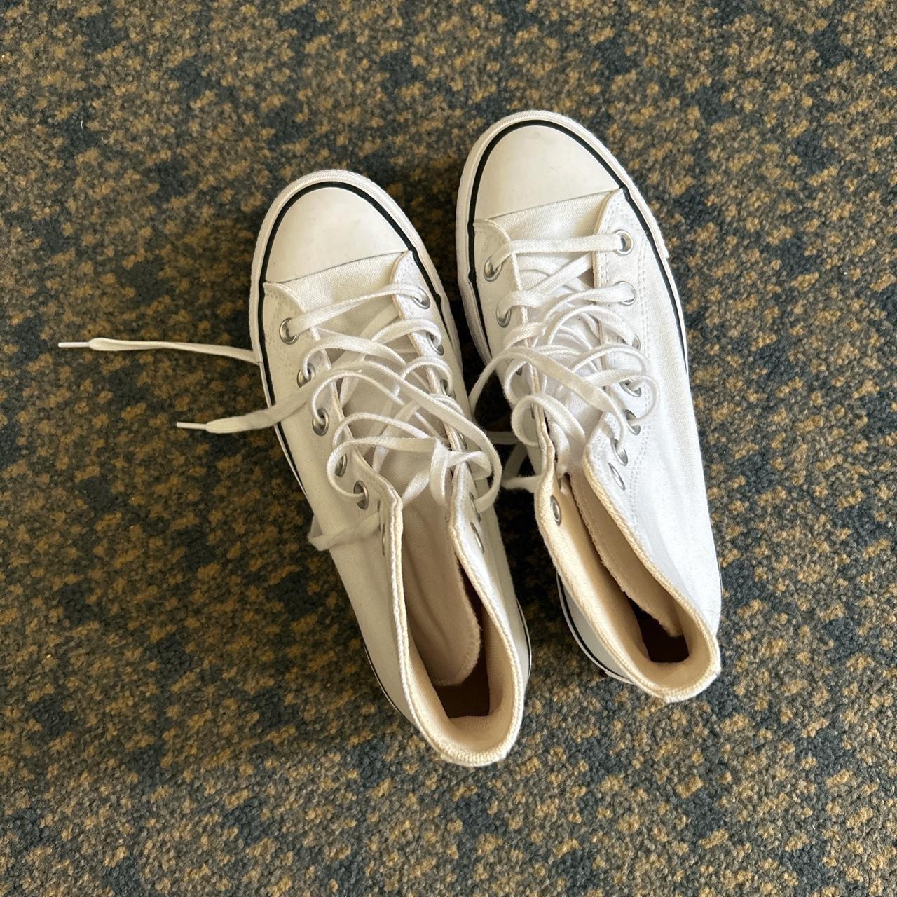white converse platform sneakers only worn a few... - Depop