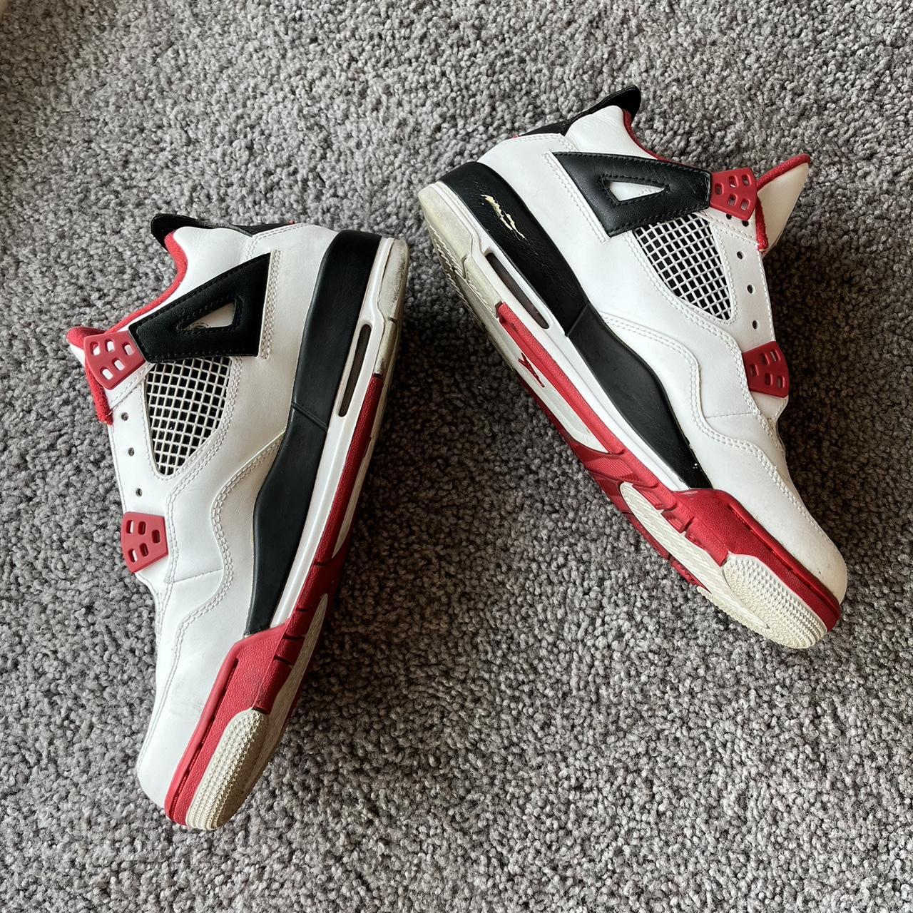 Air Jordan Retro 4 “Fire Red” size 7y - Depop
