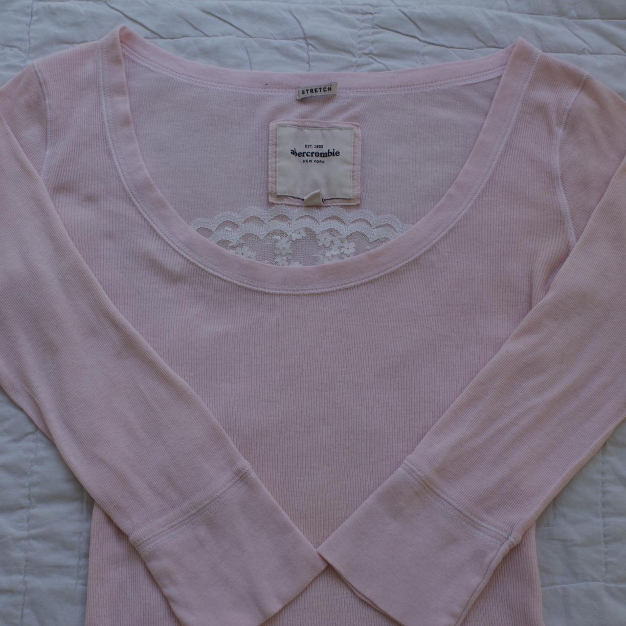 Rare Abercrombie & Fitch baby pink 3/4 sleeve fitted... - Depop
