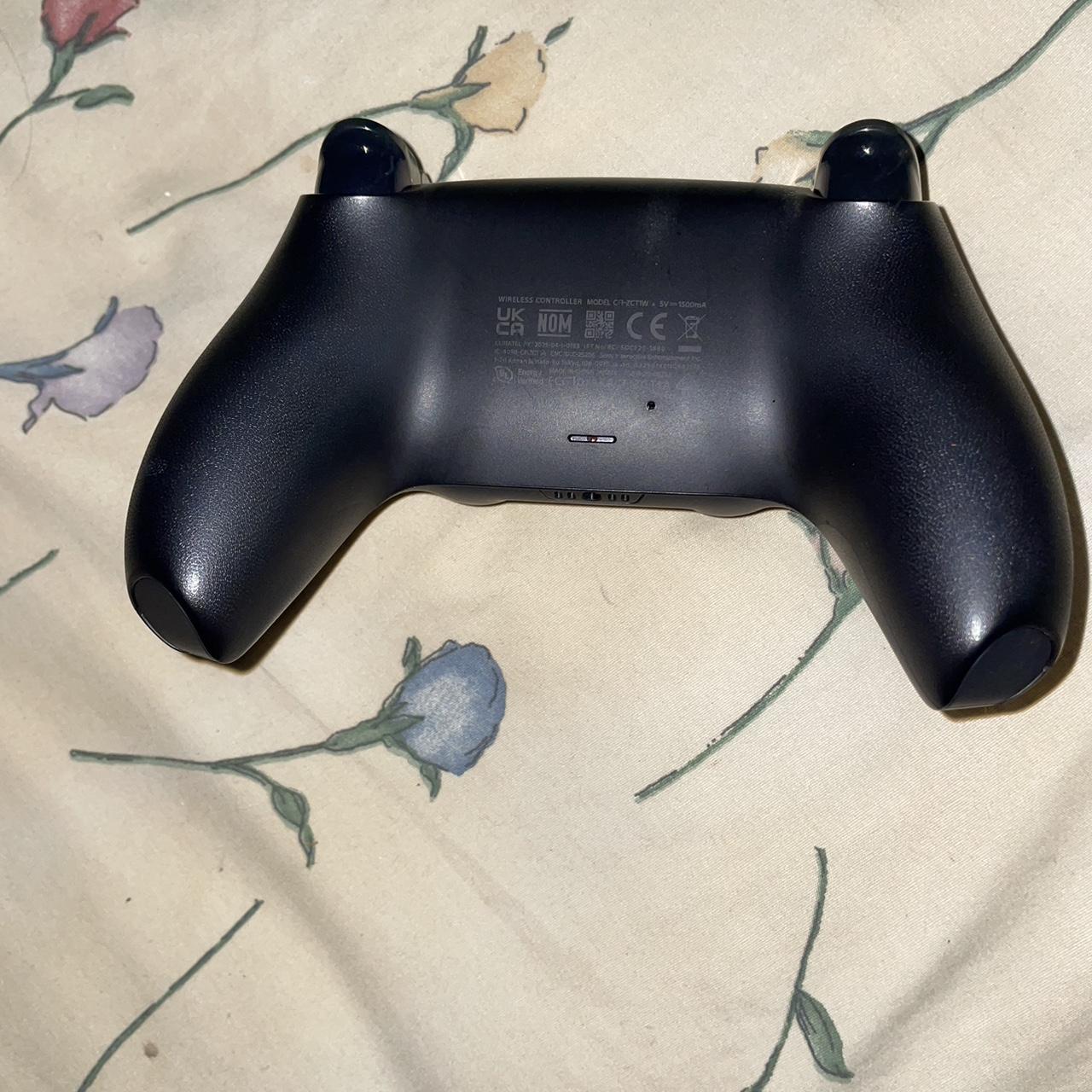 ps5 controller slightly used not damaged at all - Depop