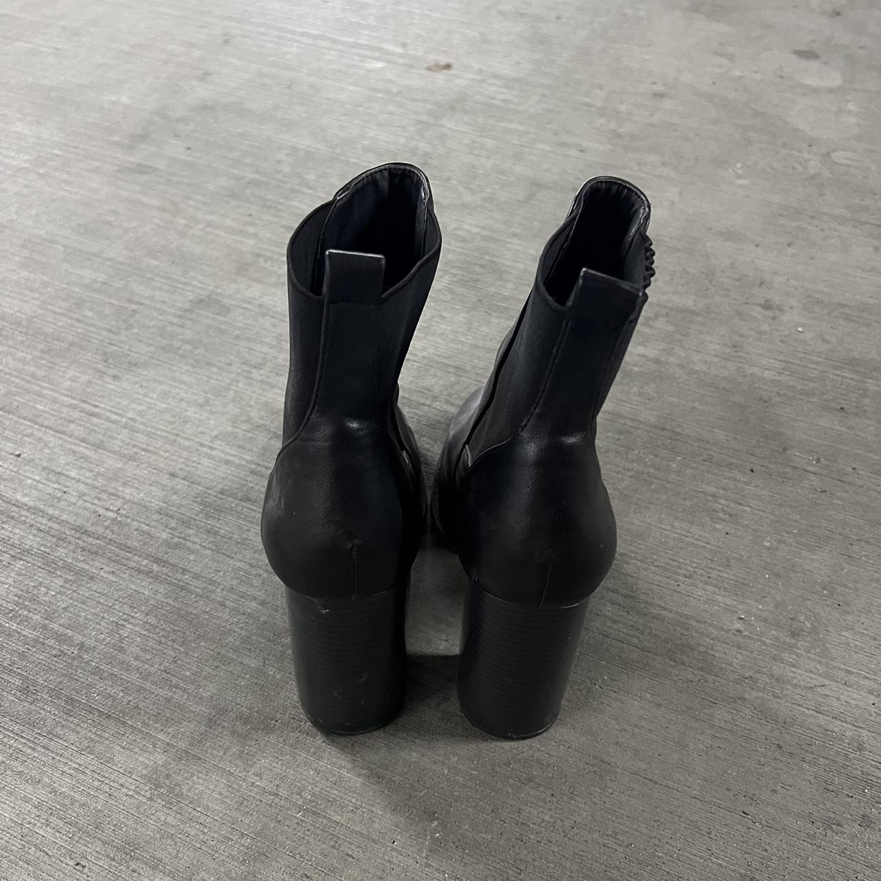 Black boots from Forever 21 - Depop