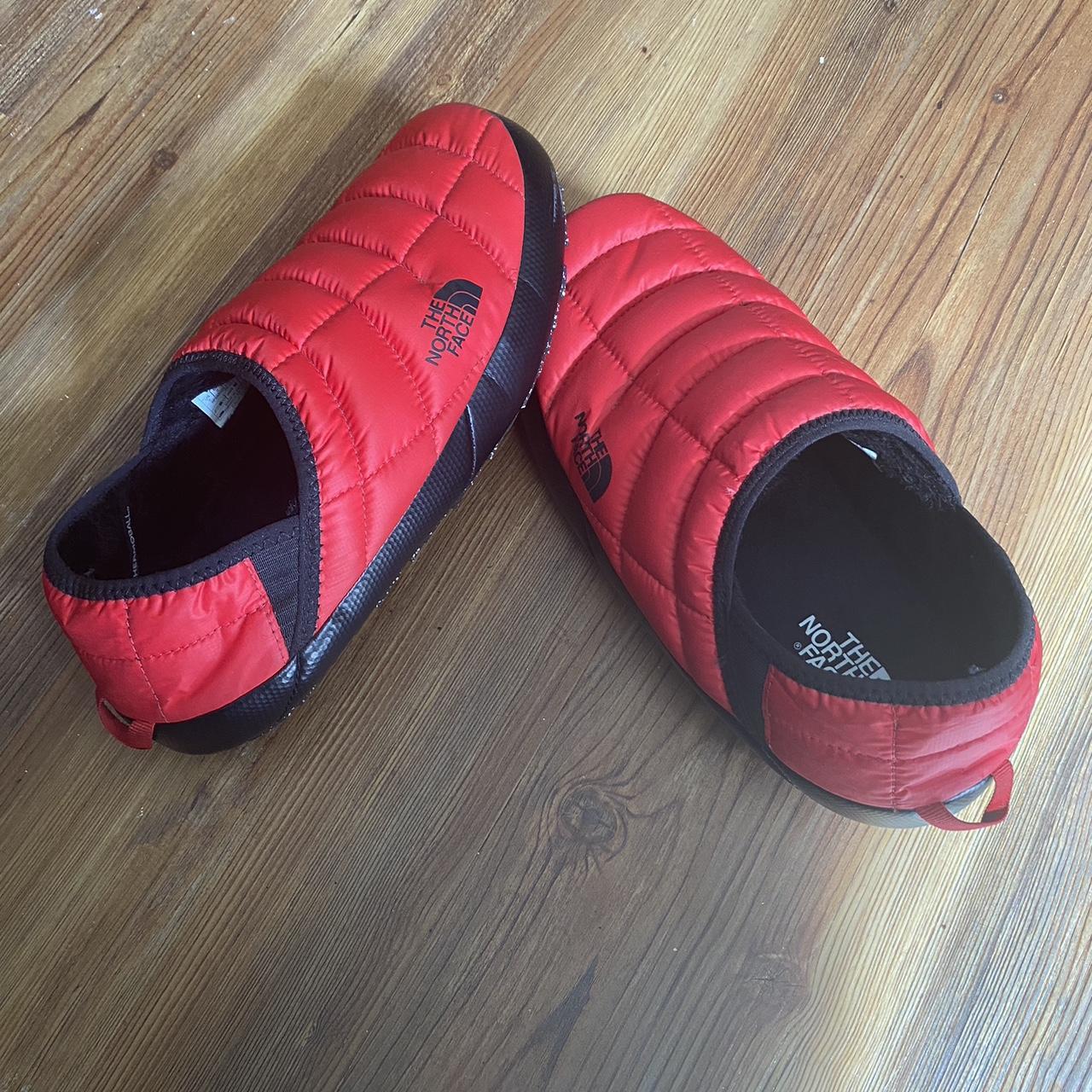 NorthFace Thermoball mules “puffer shoes” size 9 | Depop