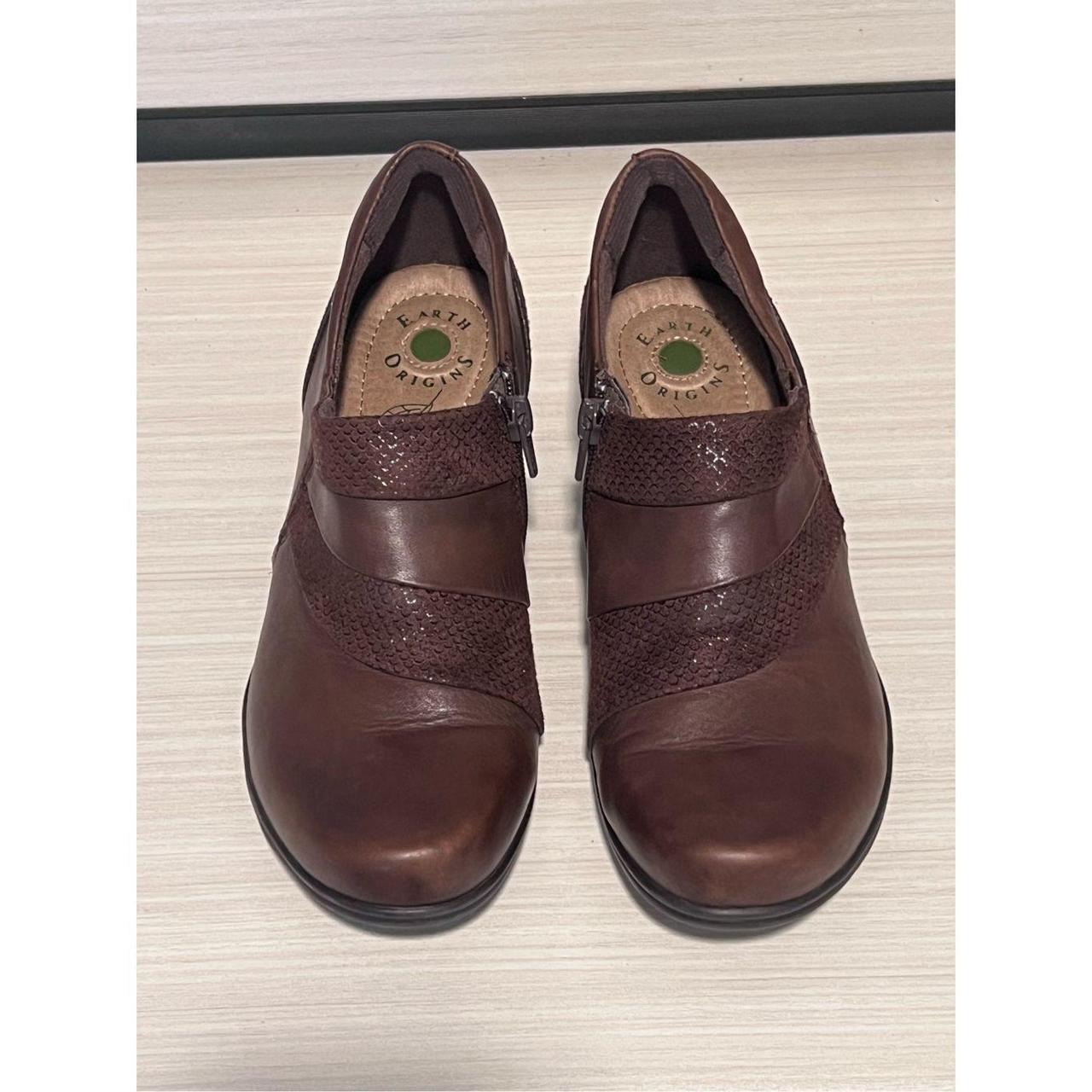 Earth Origins Reegan Women's Brown Leather Slip-On... - Depop
