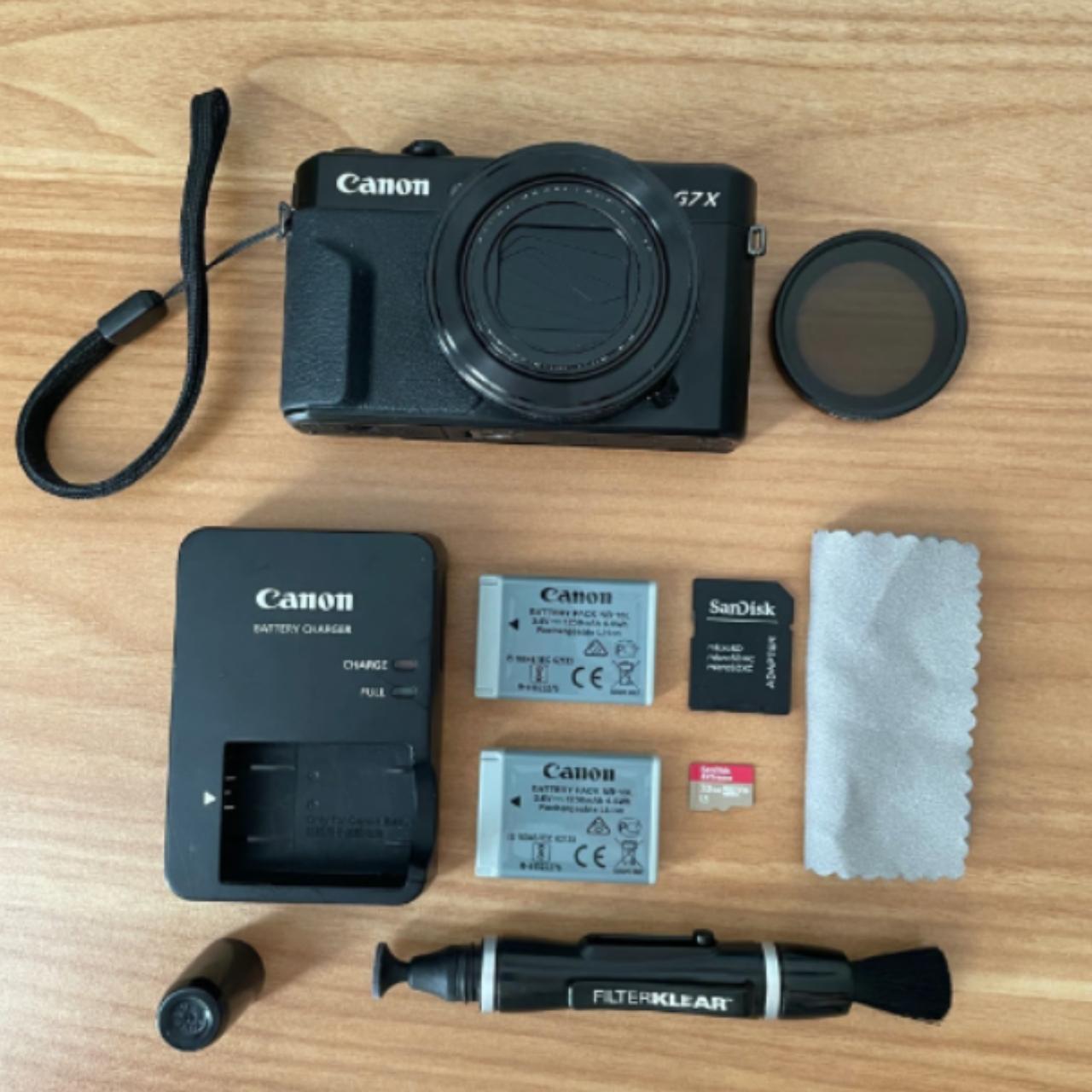 Canon g7x mark ii , it comes with a charger ,battery... - Depop