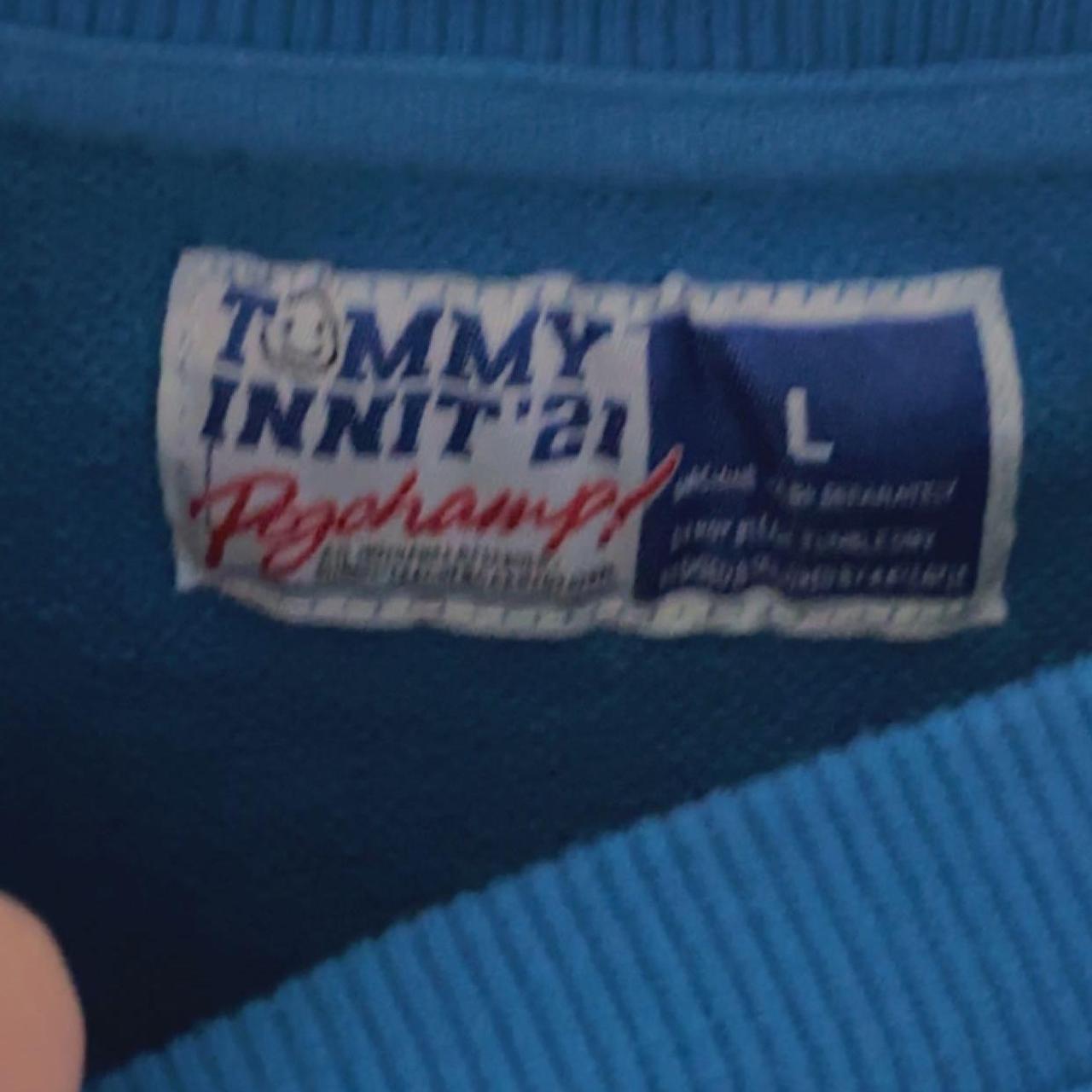 tommyinnit crewneck (original drop) in size large!!... - Depop