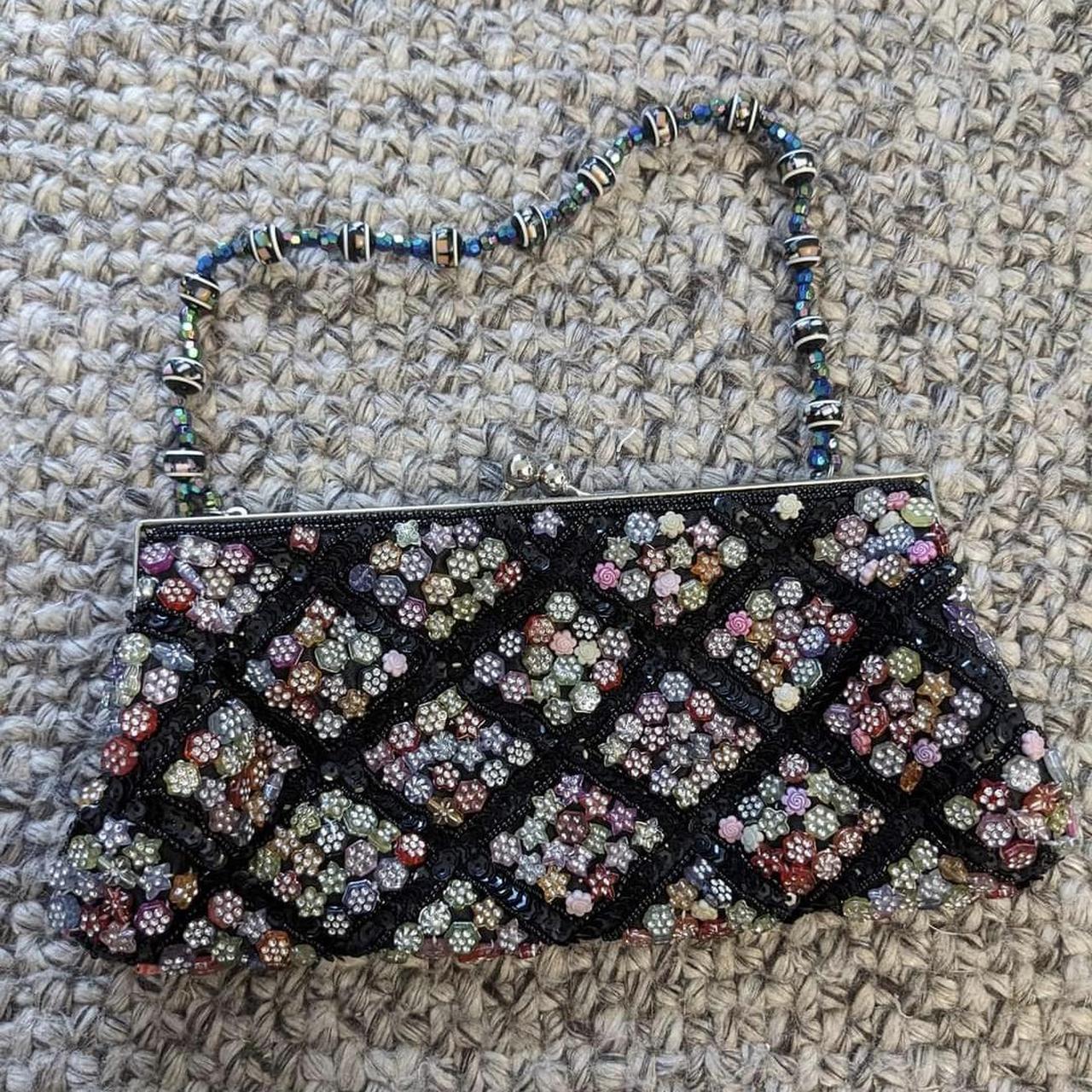 Vintage Beaded Handbag Pretty vintage beaded... | Depop