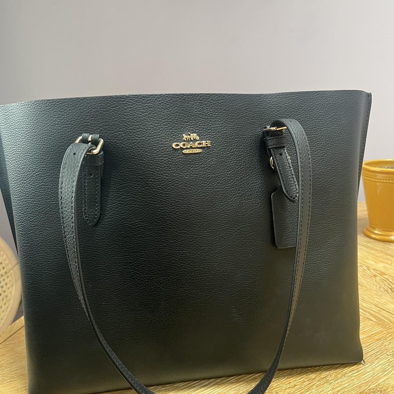 Coach Women's Black Bag | Depop
