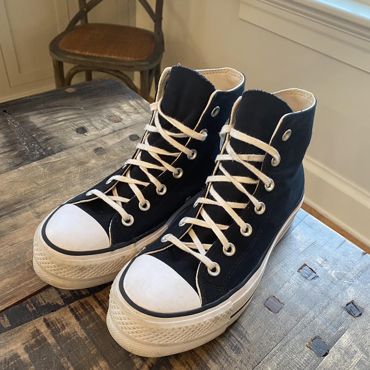Black platform converse! Only worn a few times. size... - Depop