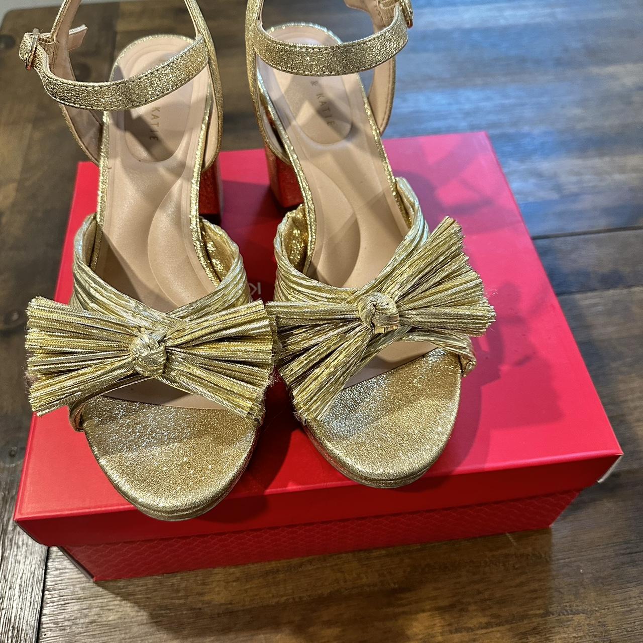 Kelly & Katie Block Heels Size 7.5- true to... - Depop