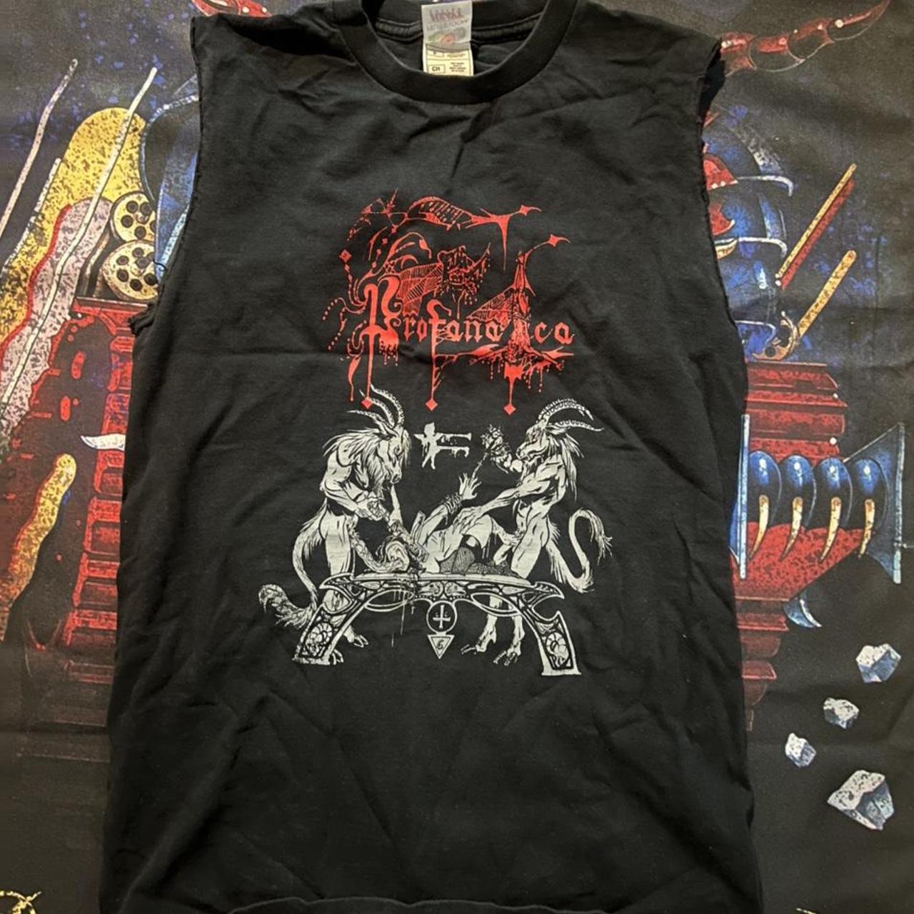 Men's T-shirt | Depop