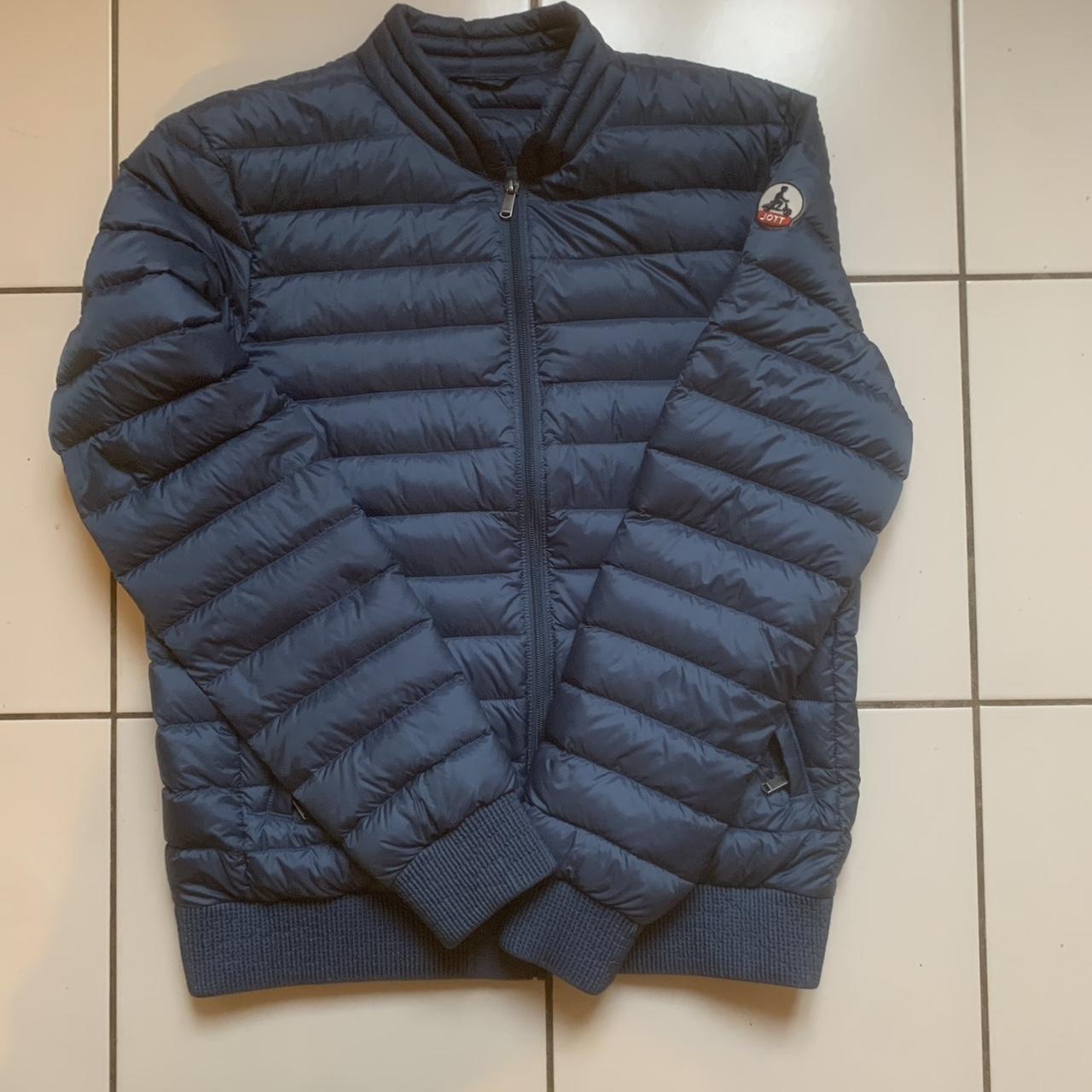 Jott puffer jacket - Depop