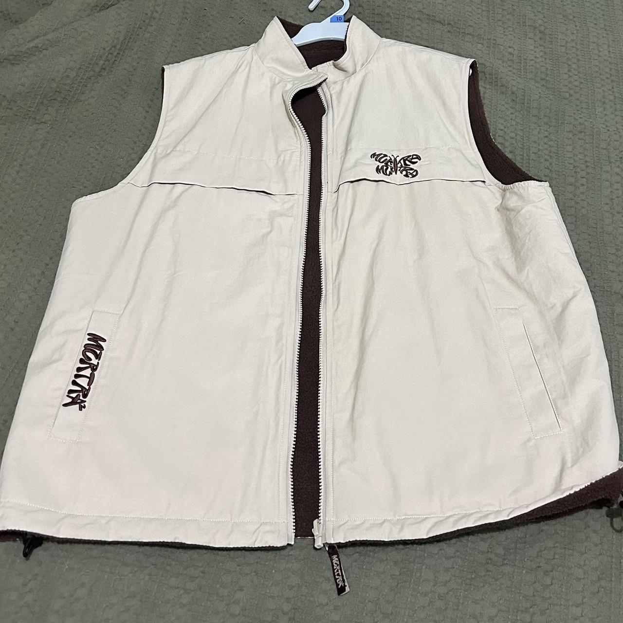 mertra reversible vest - Depop