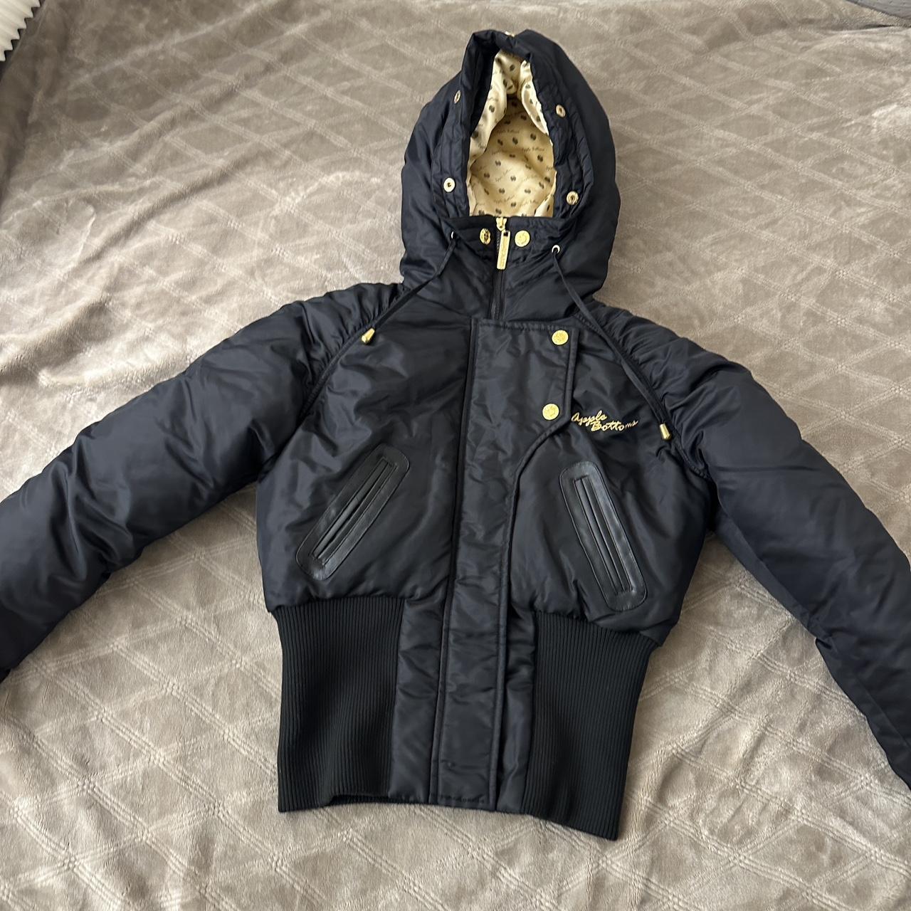 Apple Bottom puffer Jacket with Fittied waist. Size... - Depop