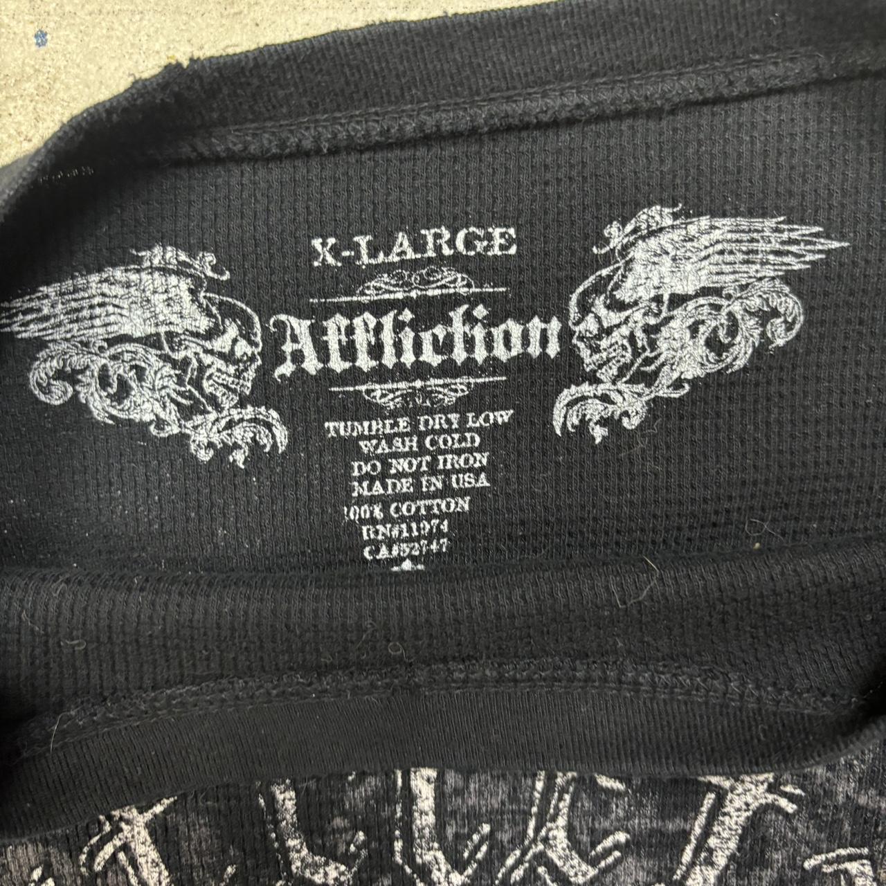Black Affliction Thermal XL - Depop