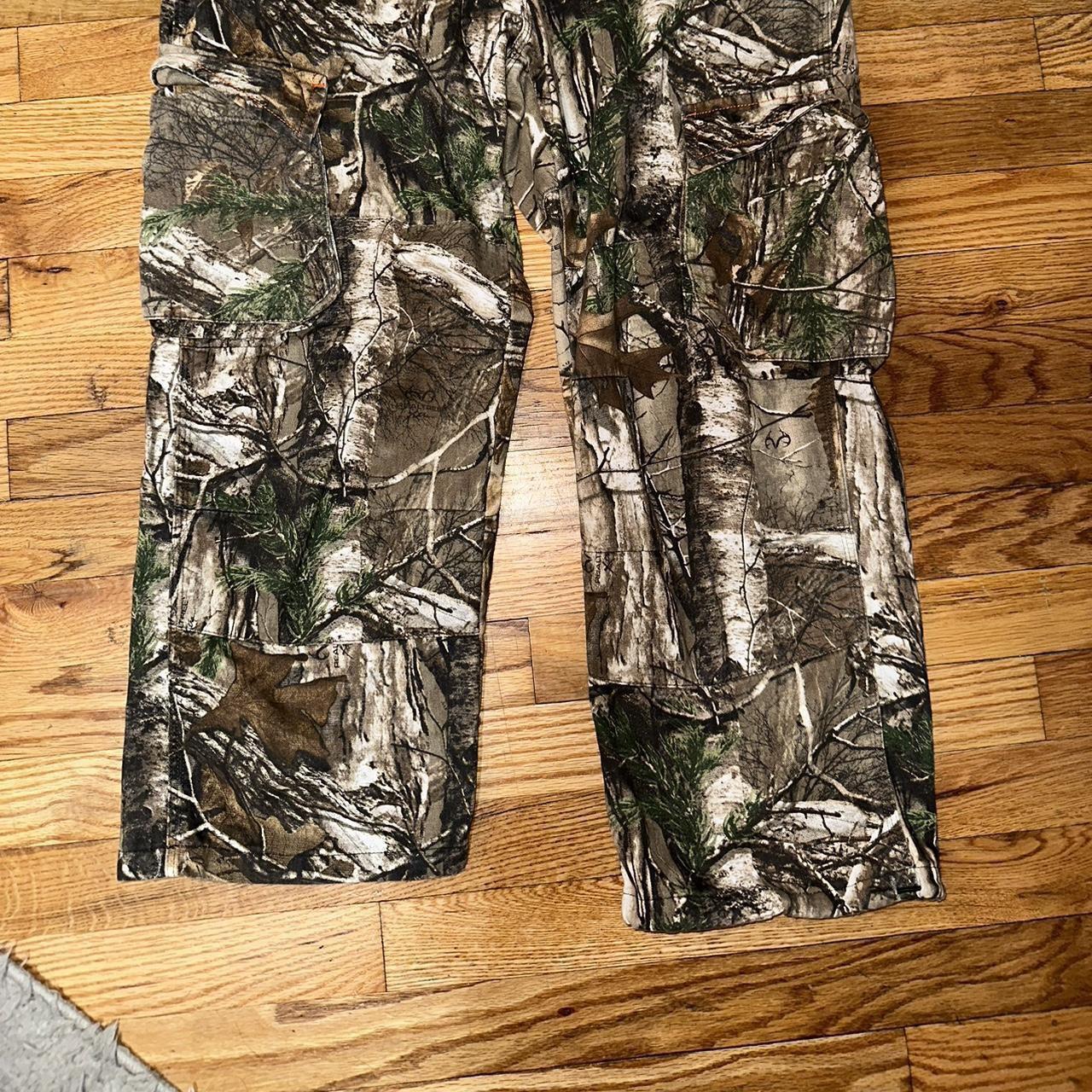 Vintage realtree camo cargo pants. Size s. About... - Depop