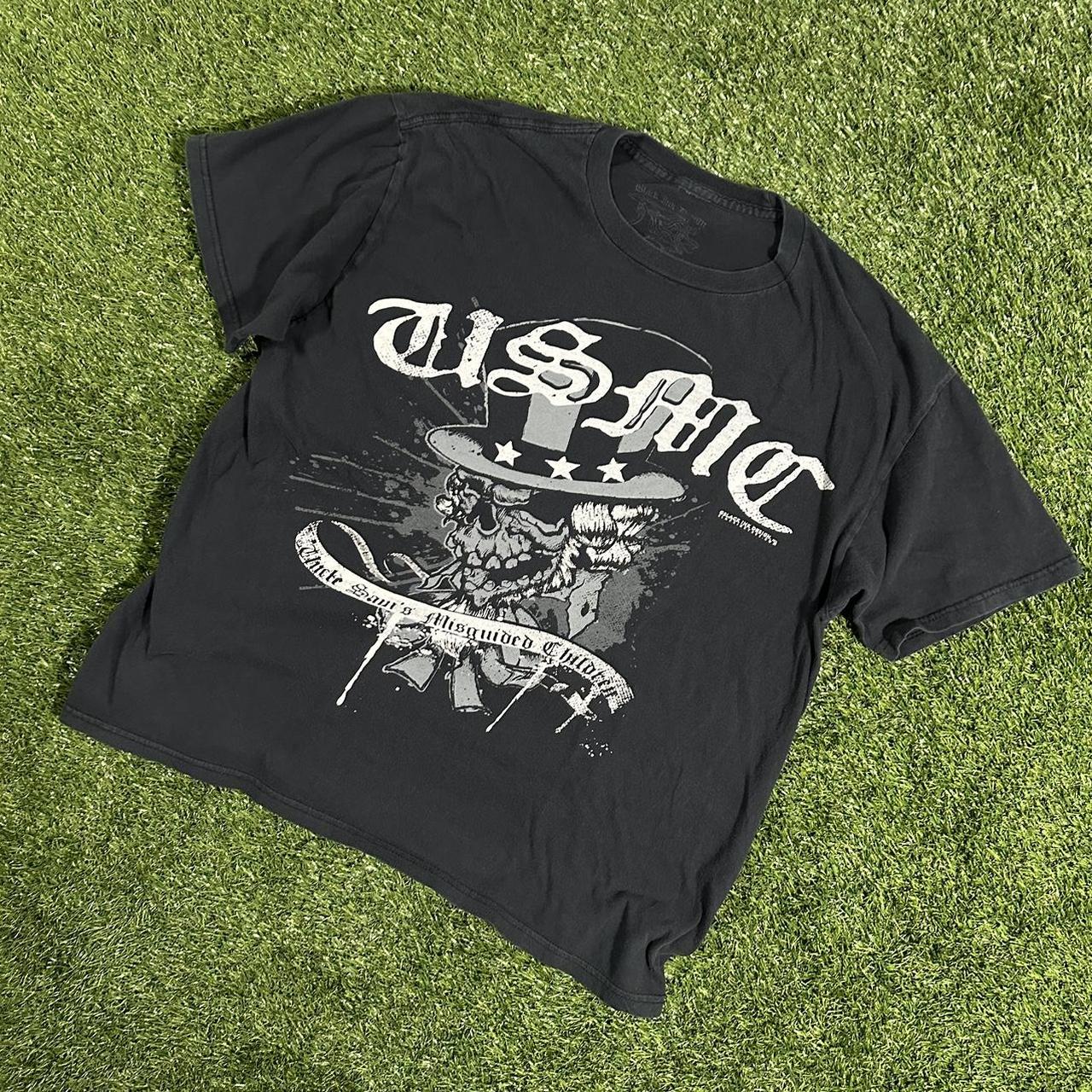 Y2K USMC Faded T-shirt size fits like a cropped... - Depop