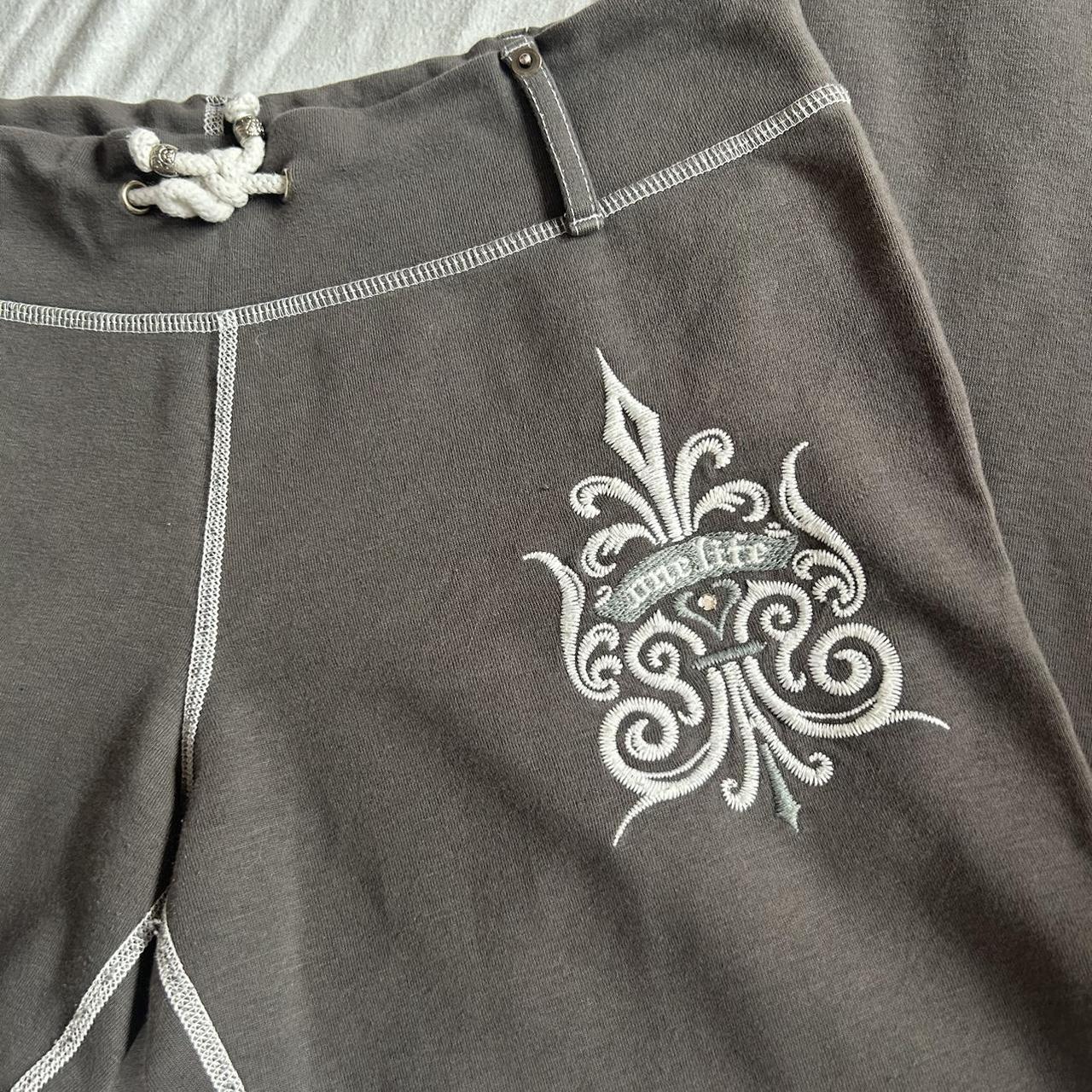 Super Y2K early 2000s one life 2 live Los Angeles... - Depop