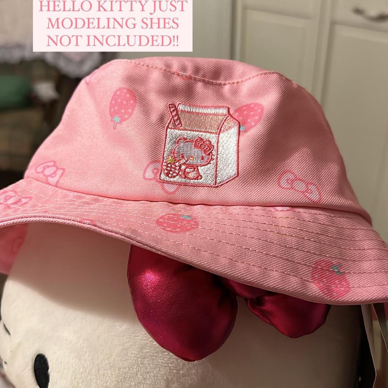 Hello Kitty Women's Pink and White Hat | Depop