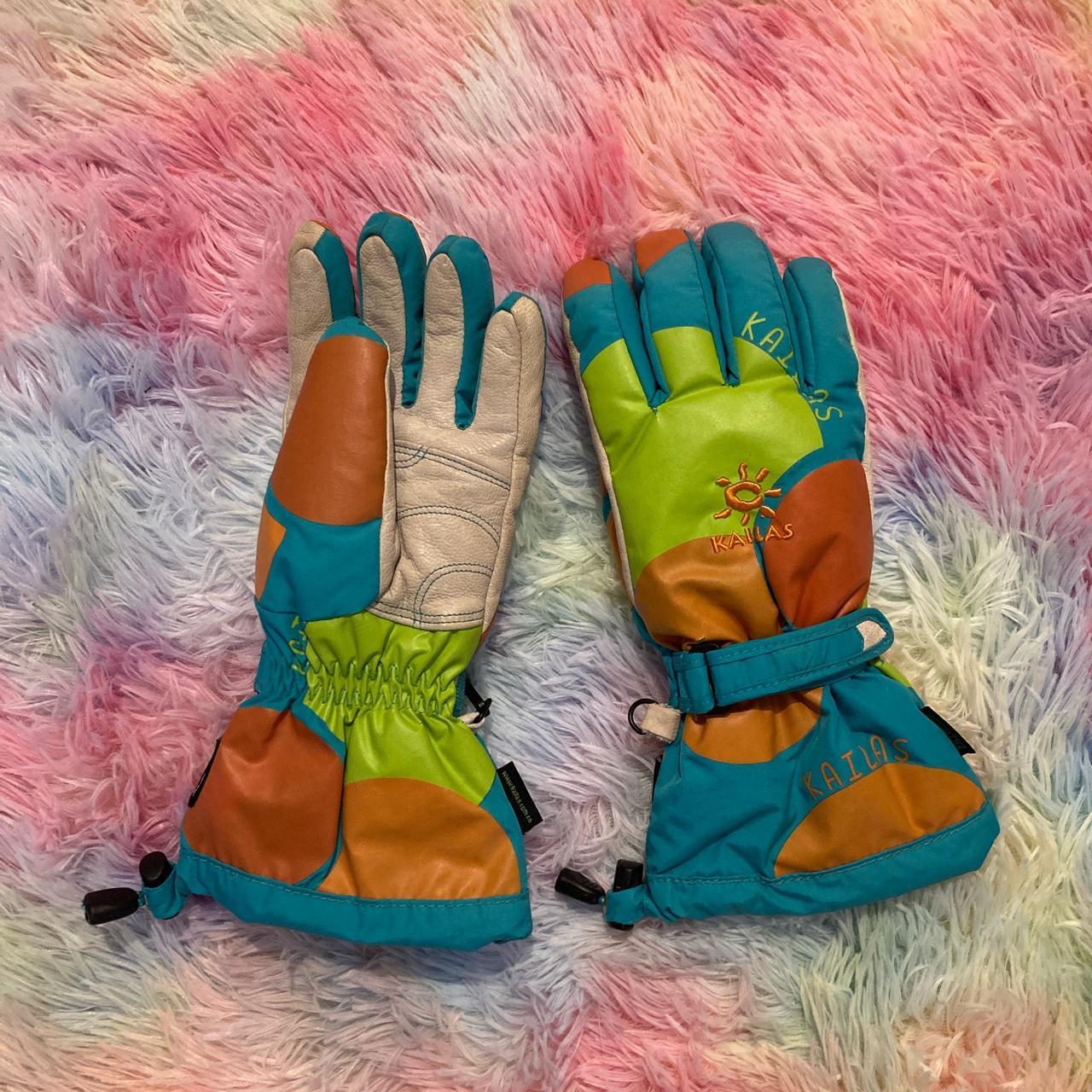 EARLY 2000s KAILAS SKI GLOVES ⛷🪩 functionally... - Depop