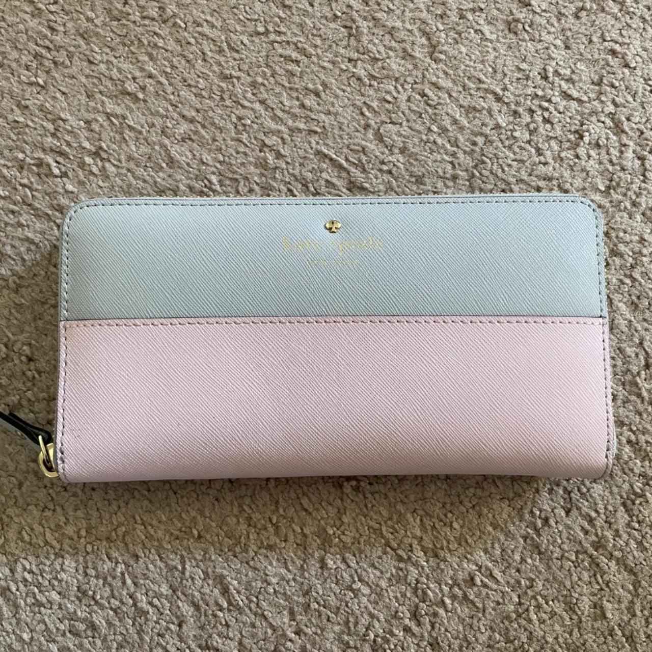 Large Kate Spade Wallet, LIKE NEW Owned for a few... - Depop